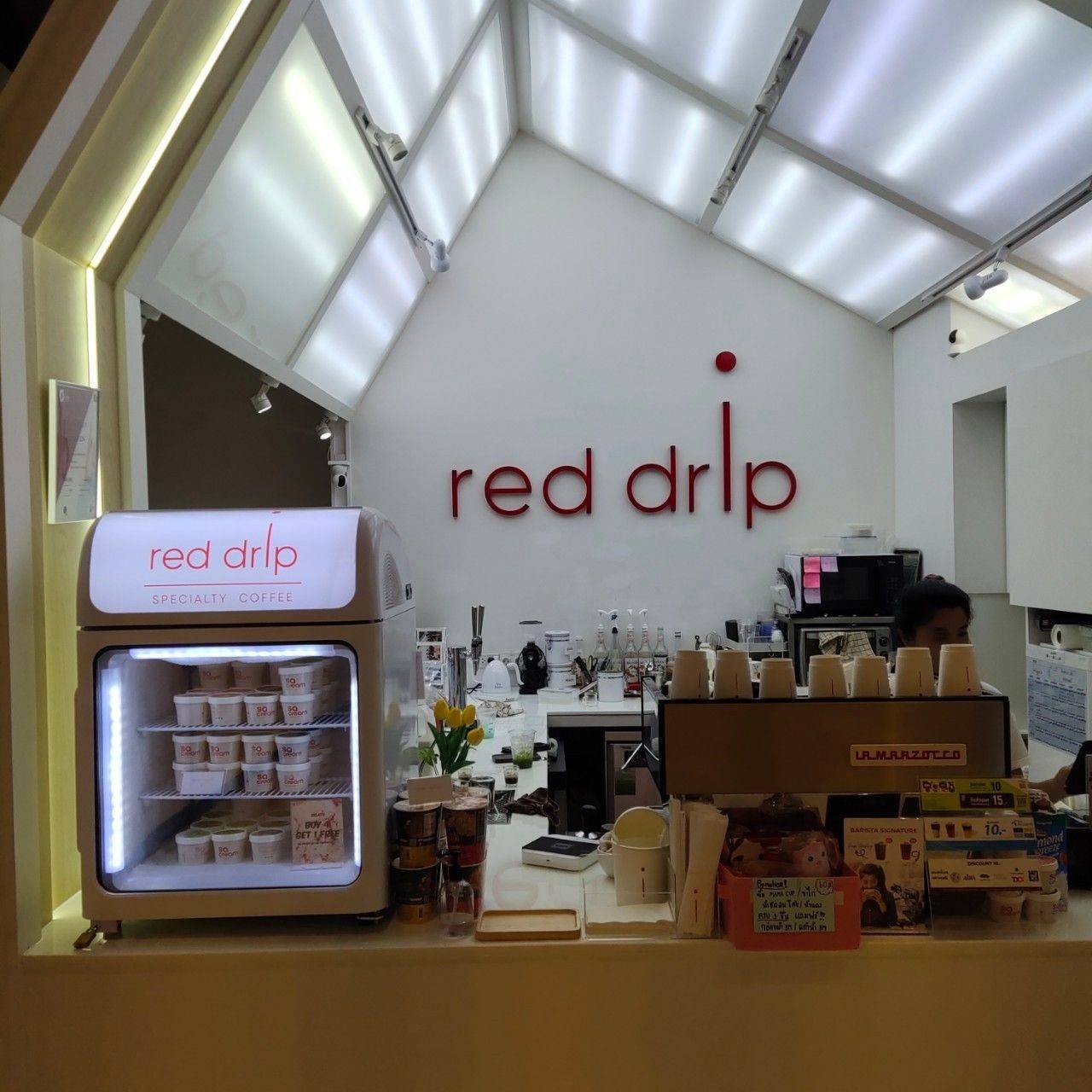 รีวิว Red Drip - Specialty Coffee ราชเทวี - Red Drip Coffee