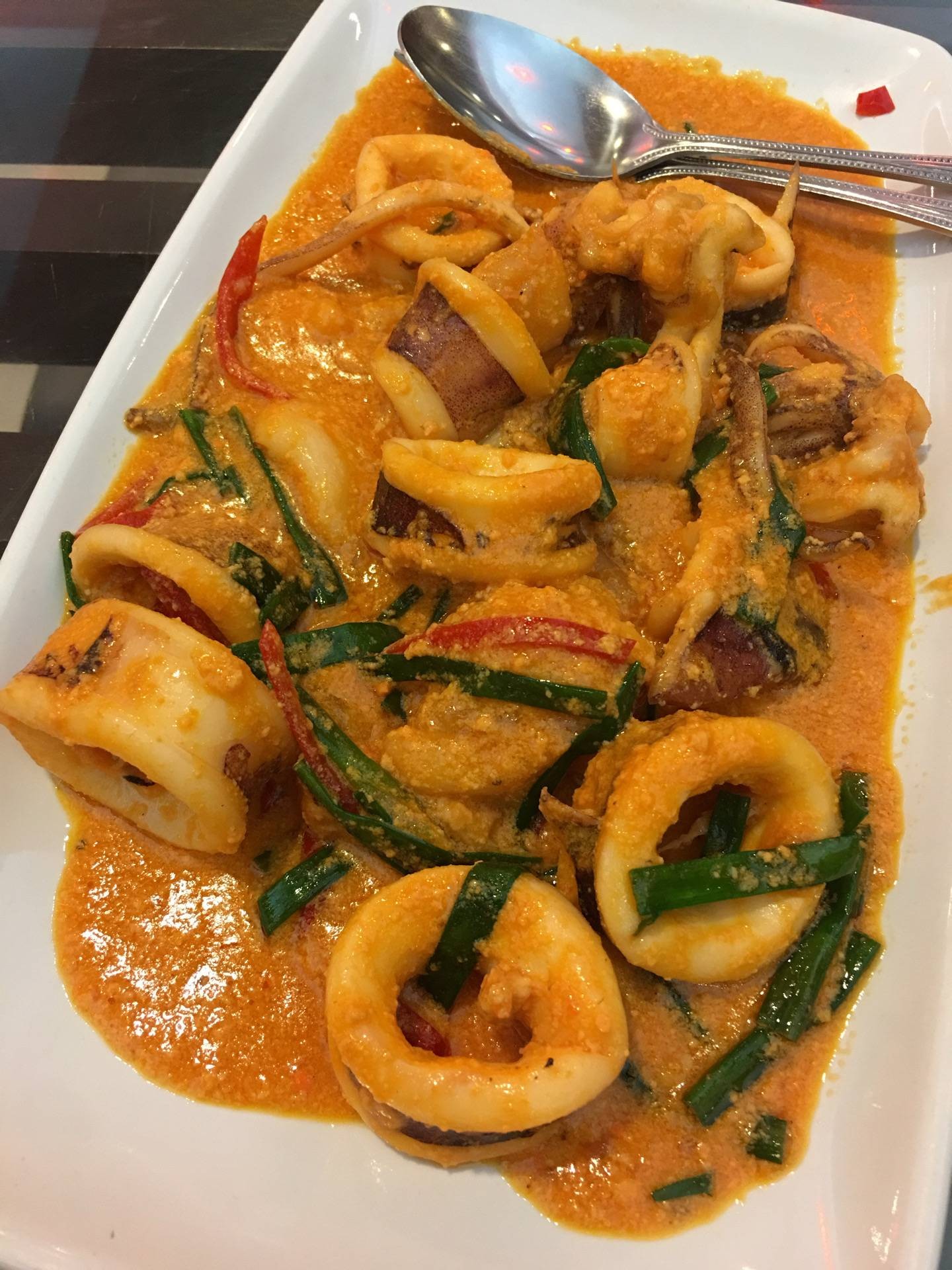 รีวิว Ploen Restaurant - ร้านอาหารเพลิน