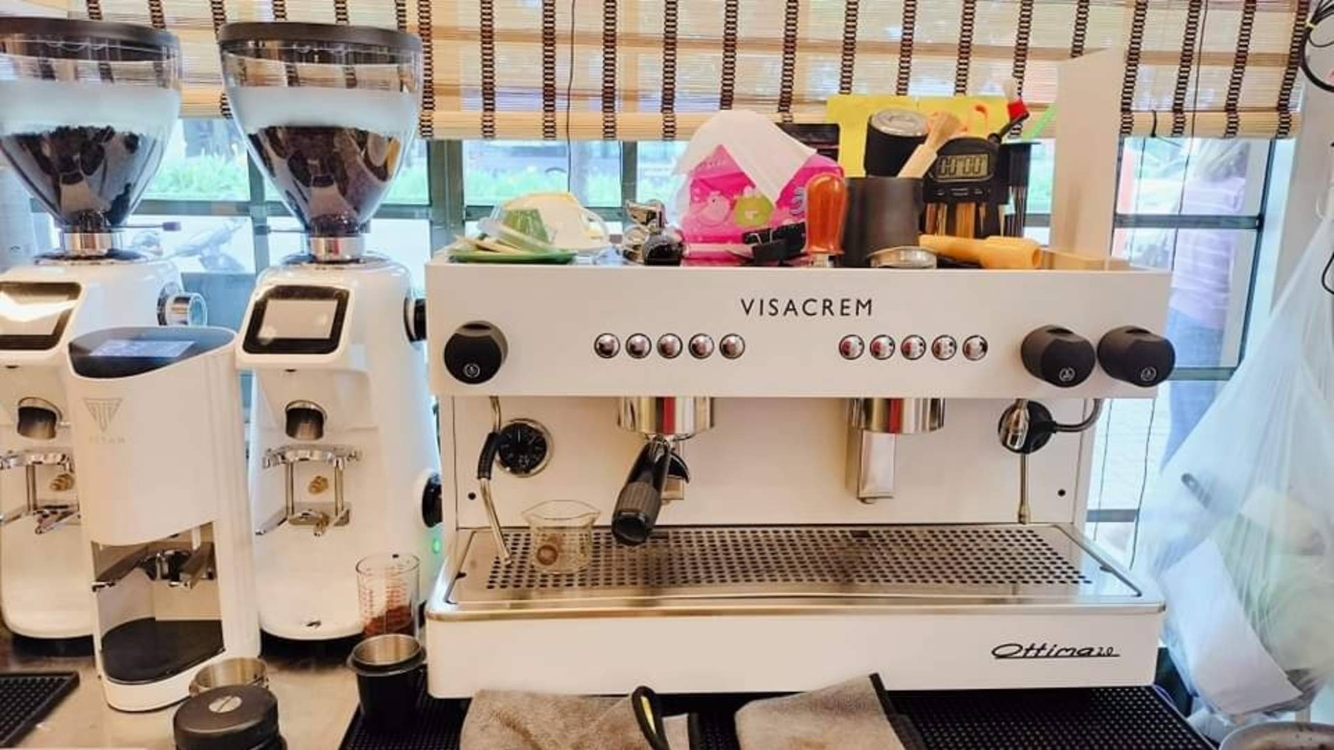 ร้าน Chill cat cafe - กาแฟสด เพชรเกษม110 | รีวิวร้านอาหาร