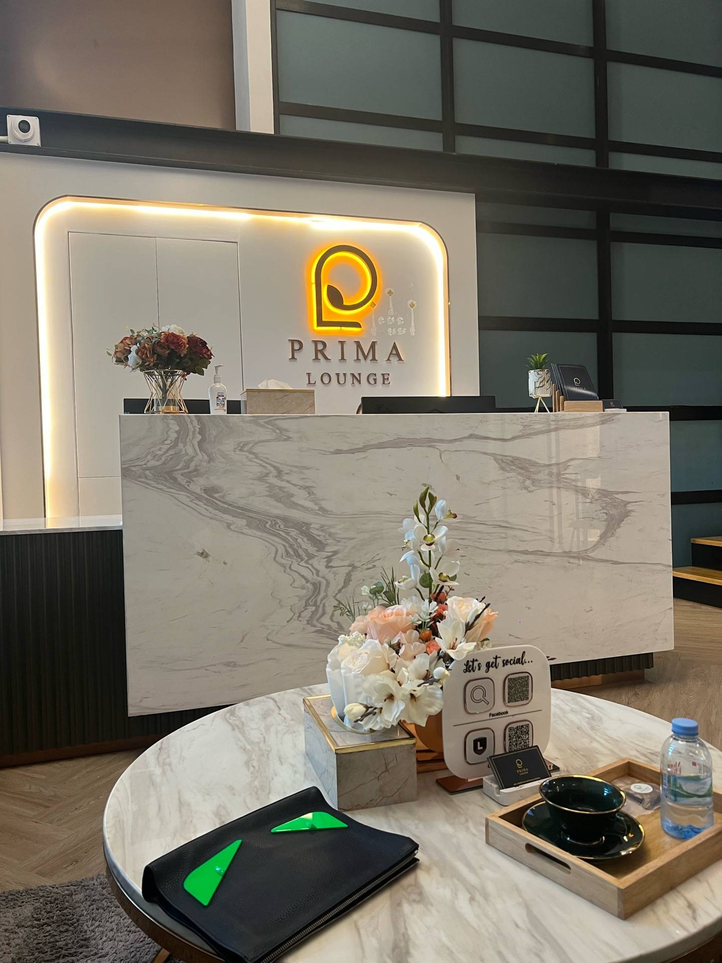 รีวิว Prima Lounge - สหคลินิกกายภาพบำบัดและแพทย์แผนจีน - Therapist and ...