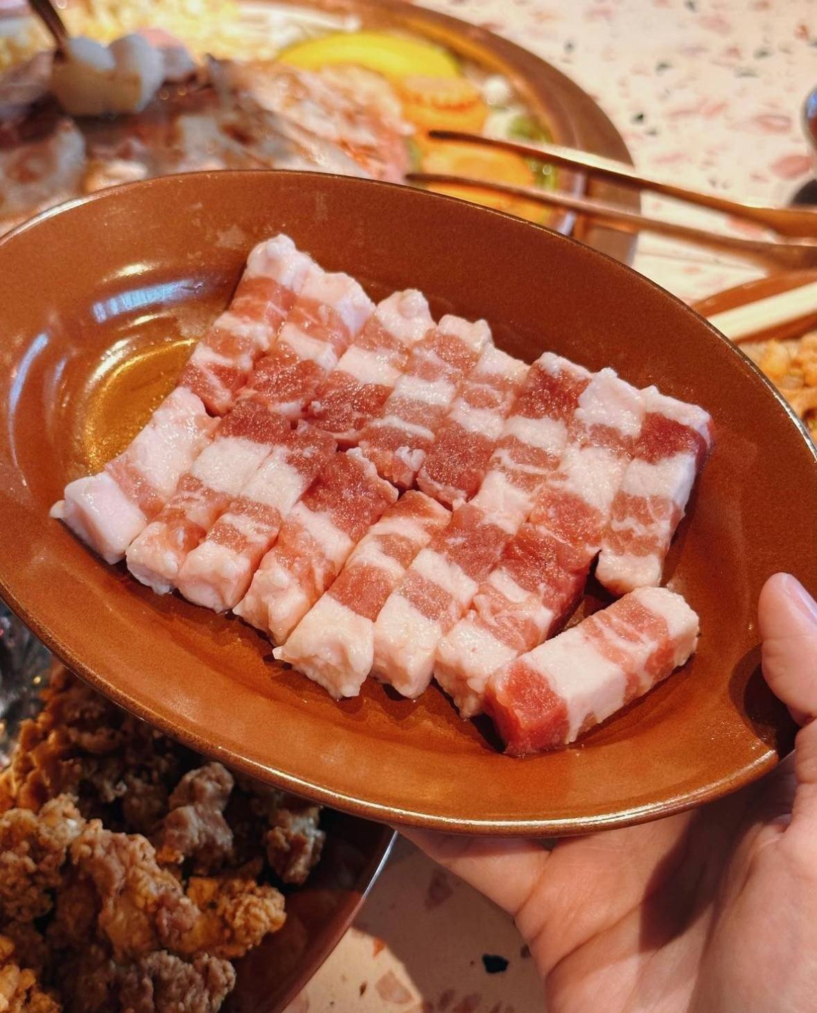 รีวิว Chin Bo Dang - ชิ้น โบ แดง The Emquartier - หมูกระทะขึ้นห้างน้อง ...