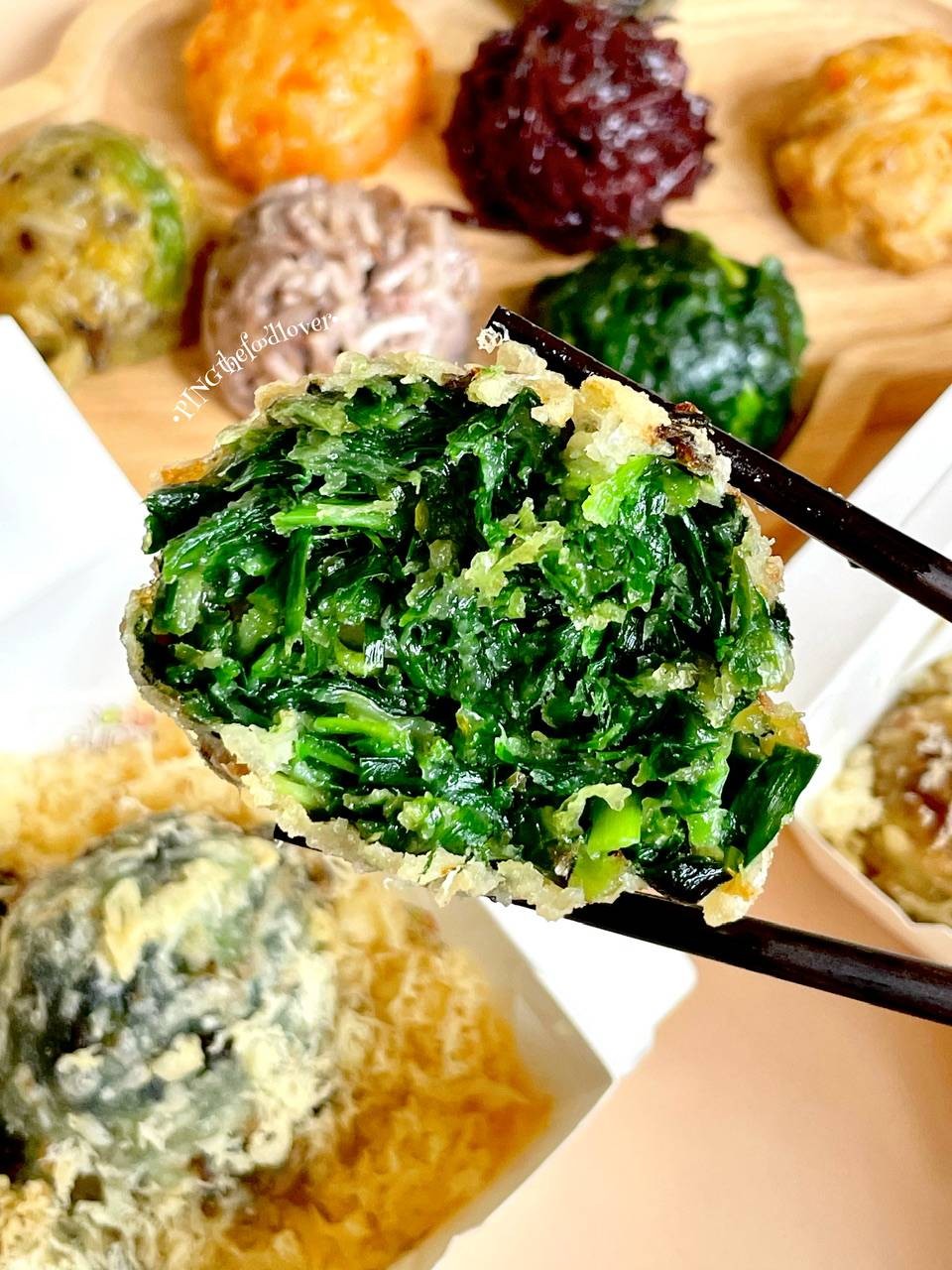 ขนมกุยช่าย ไส้กุยช่าย • แบบกรอบนิดๆที่ขอบด้านนอก แต่ด้านในคือเครื่อง ...