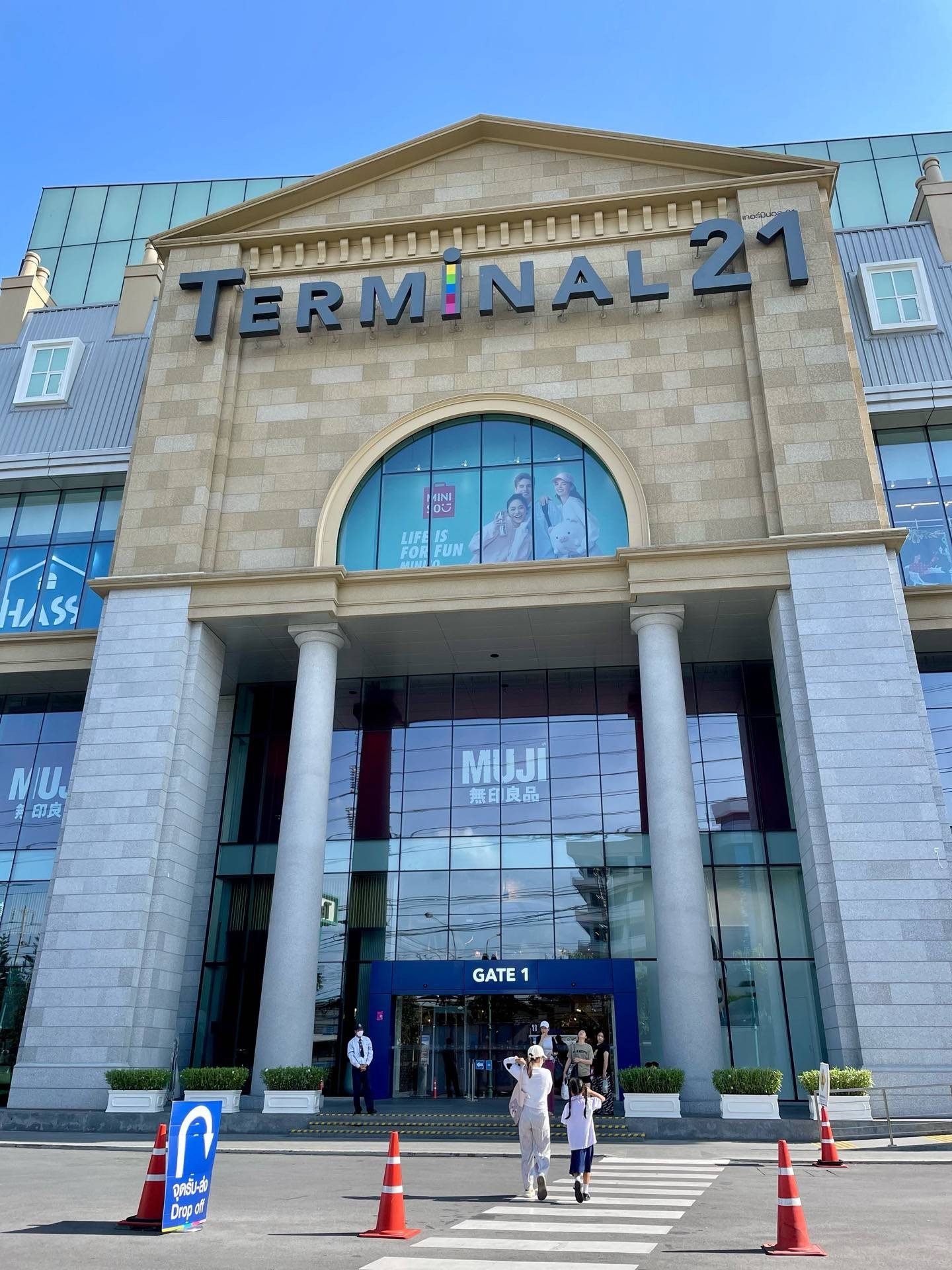 รีวิว Terminal21 Rama3 - ห้างสรรพสินค้าที่น่าหลงไหลแห่งยุค แต่ละร้าน ...