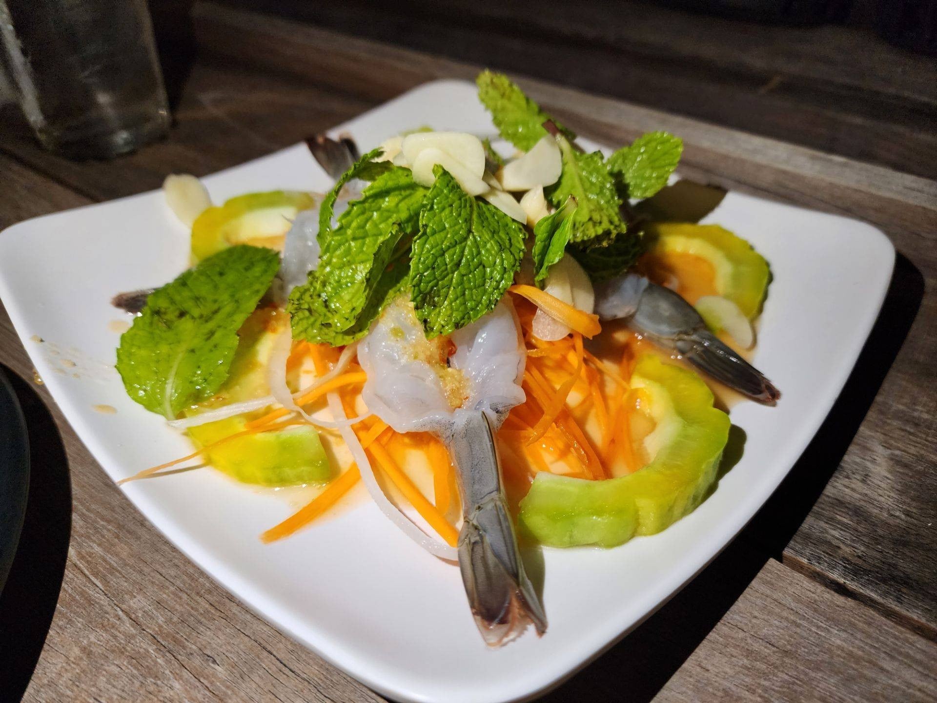 รีวิว Swing Bar by Ching Cha - Bar ลับและกับแกล้มบน Roof top ย่านเสา ...