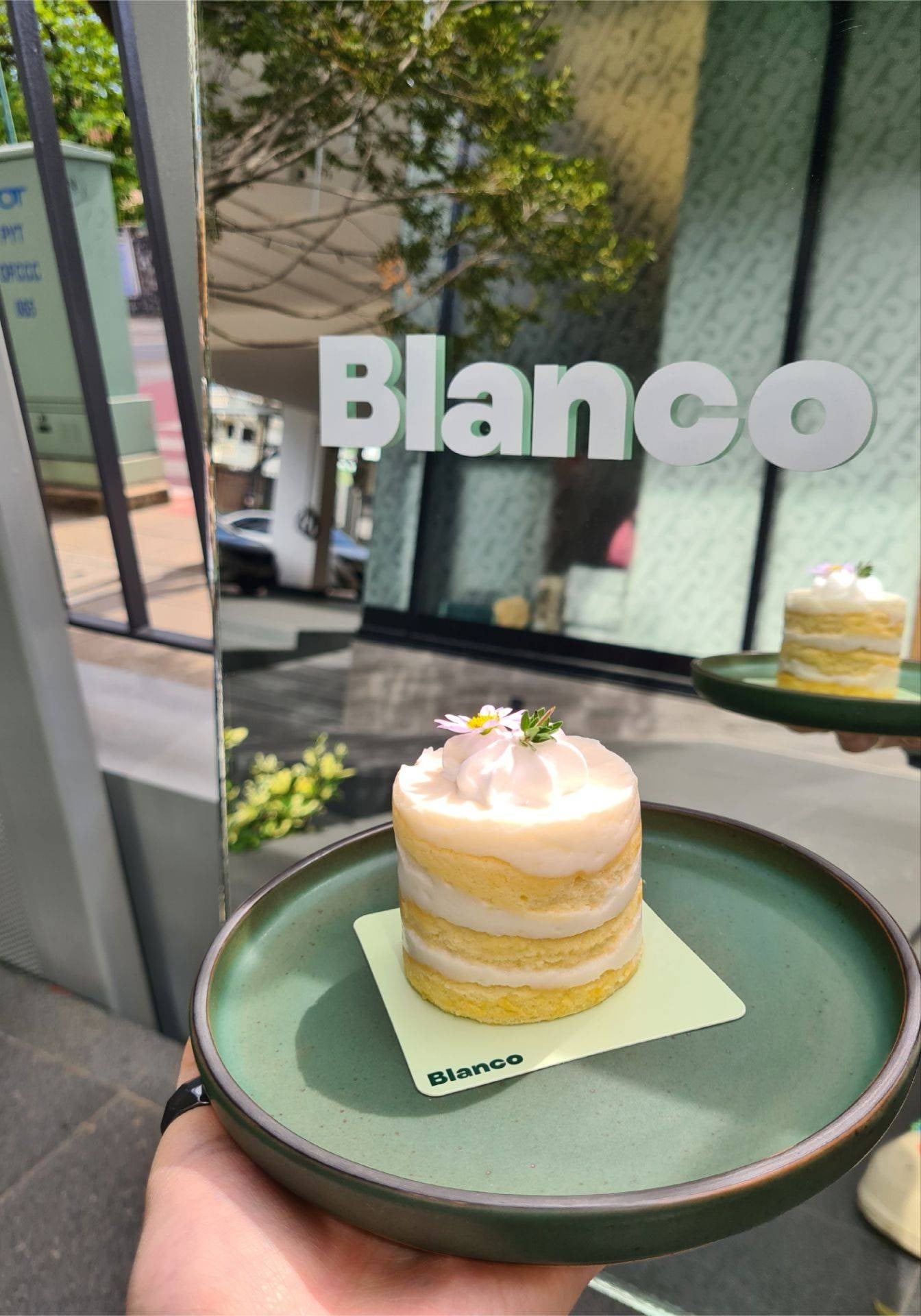 รีวิว Blanco Bakery&Coffee - - คาเฟ่บรรยากาศดีน้องใหม่ย่านประดิพัทธ