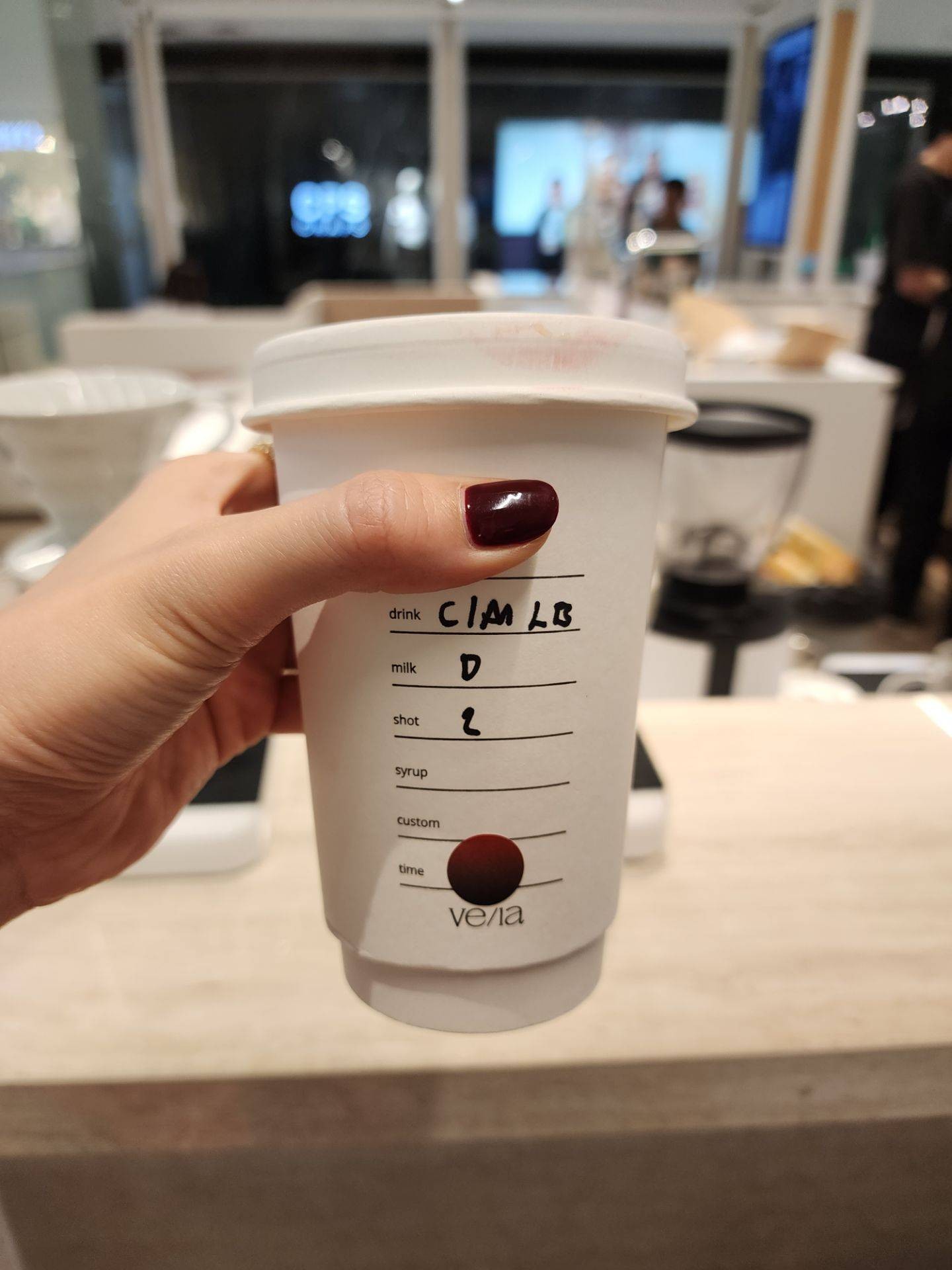 รีวิว VE/LA (Coffee) - Centralworld Offices - บาร์กาแฟ สุด minimal ที่ CTW