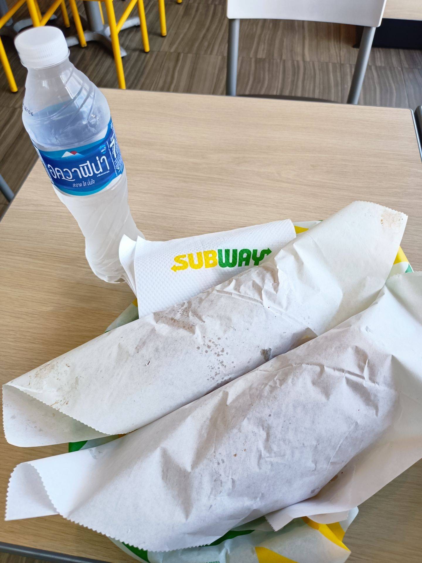 รีวิว Subway พีทีที สเตชั่น เมืองทองธานี - Subways Eat fresh