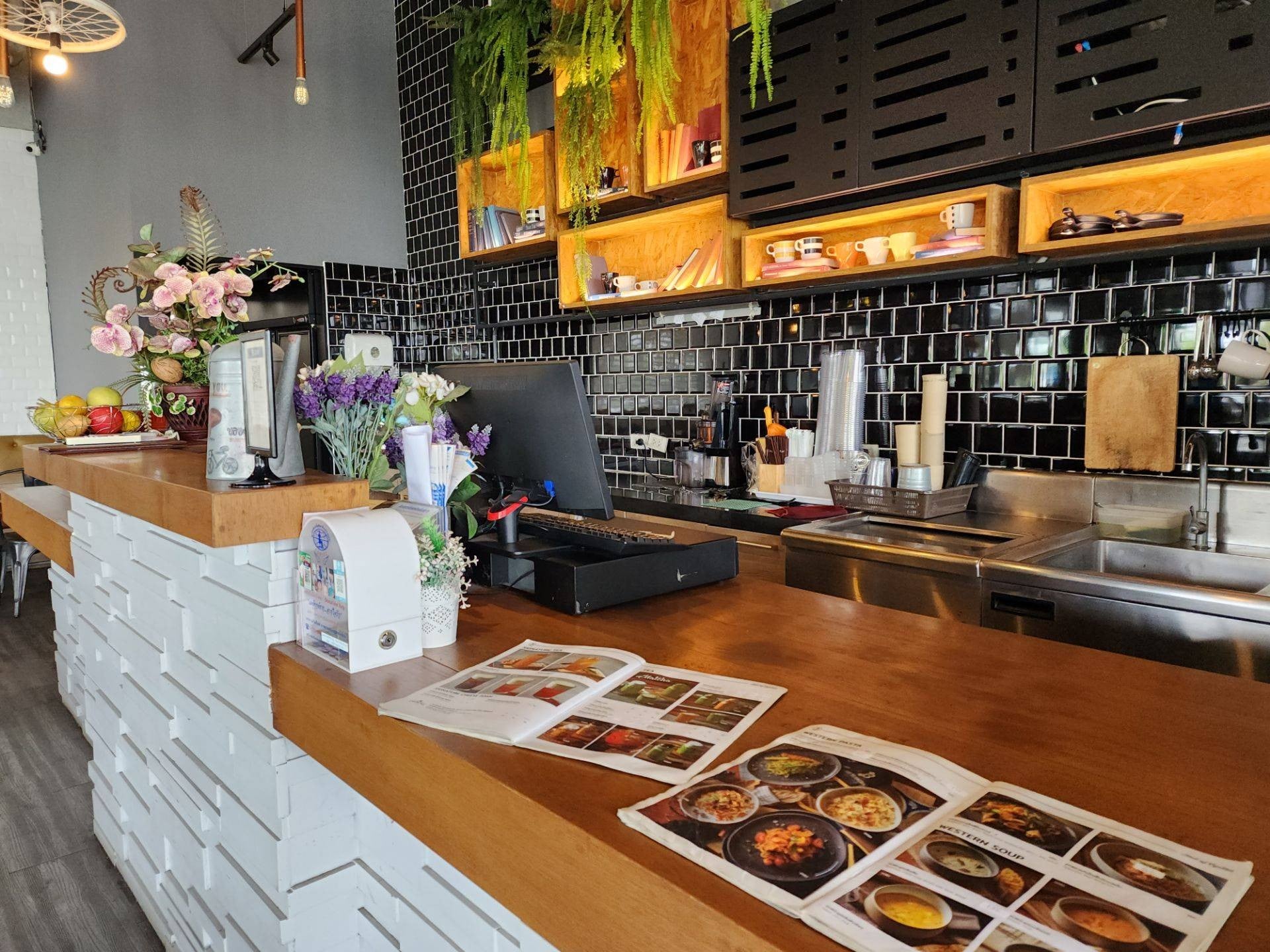 รูป Bike Terminal & Cafe'