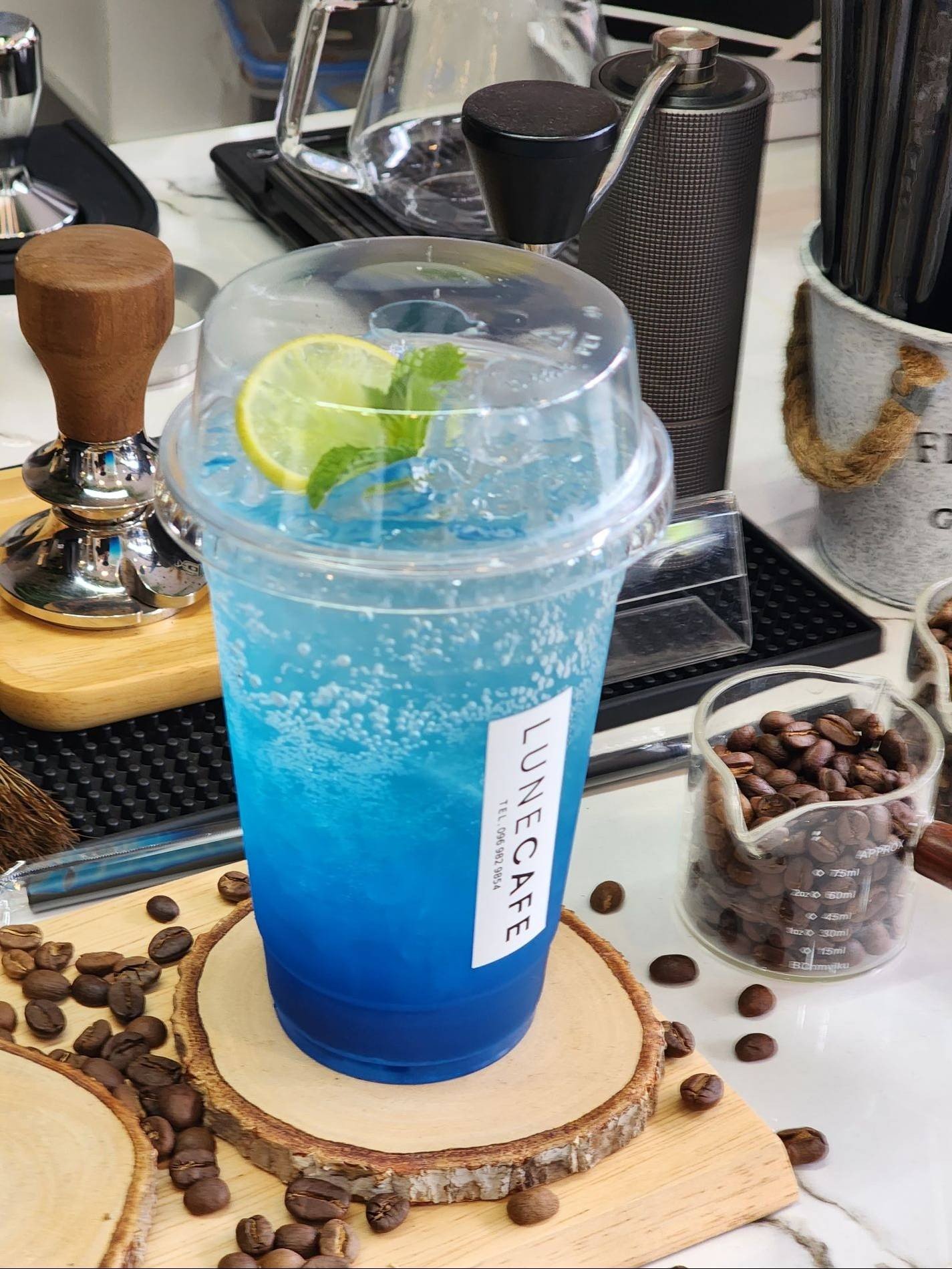 ร้าน Lune cafe (บ้านกาแฟ) | รีวิวร้านอาหาร