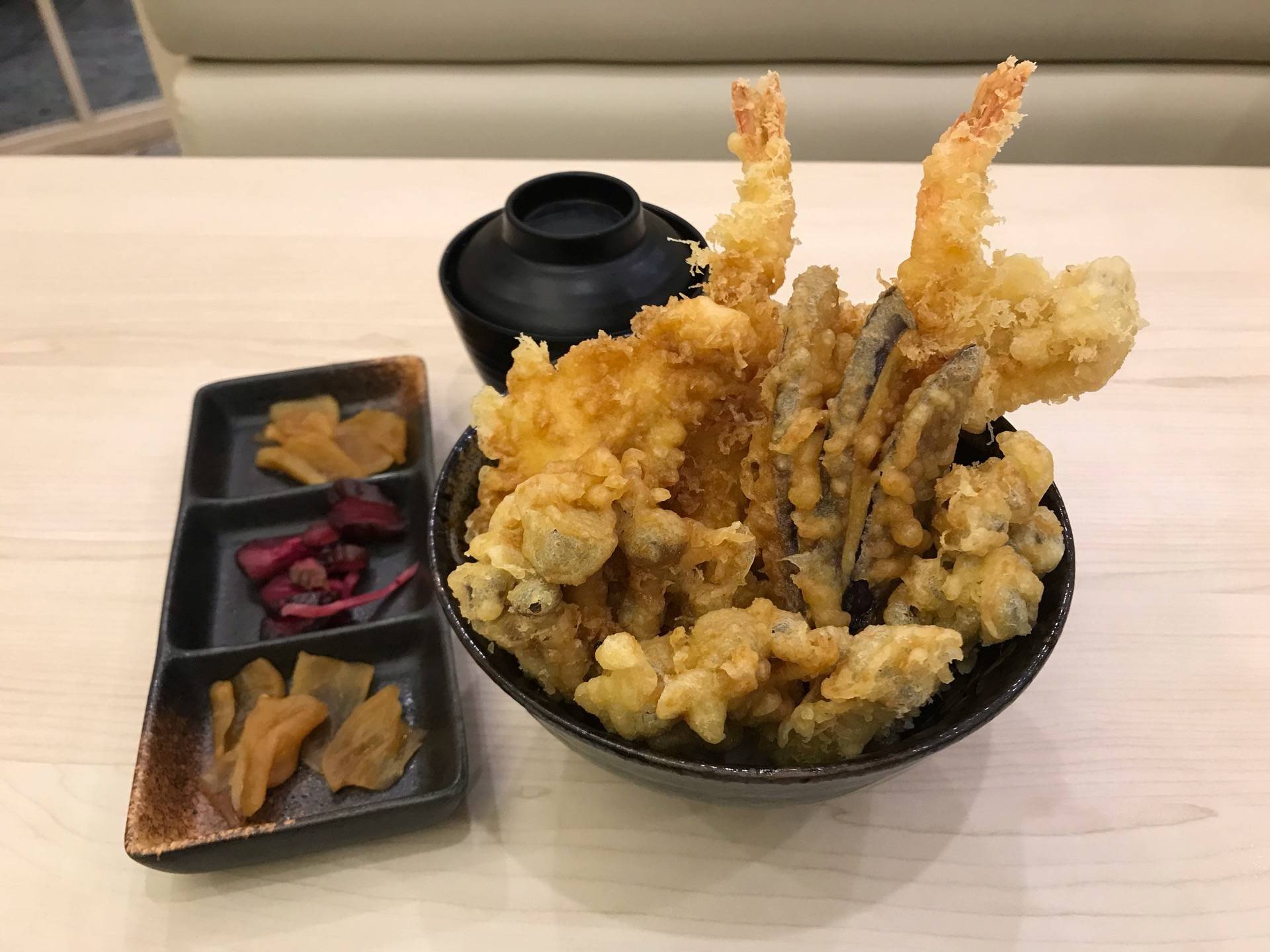 รีวิว Akimitsu Tendon Akimitsu Tendon Centralworld - เทมปุระต้นตำรับจากญี่ปุ่น