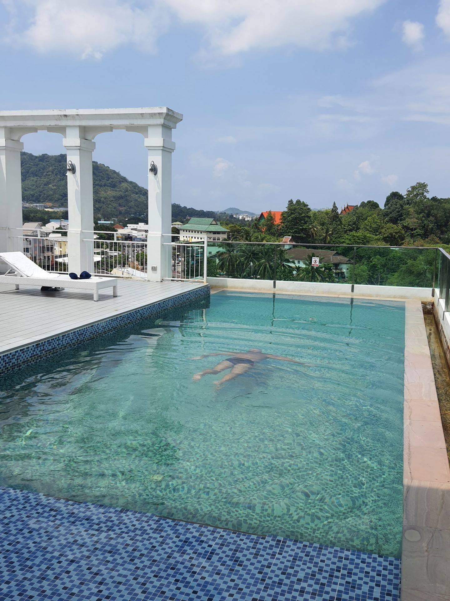 โรงแรมบีทูภูเก็ตพรีเมียร์/b2 Phuket Premier Hotel - รีวิวที่พัก