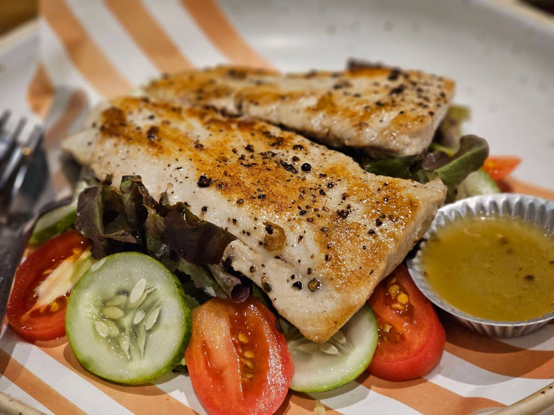 รีวิว Fish Corner BKK - - ร้านที่นำปลาไทยมาเป็นเมนูหลัก พร้อมกับมีคราฟเบียร์ให้เลือกหลากหลาย