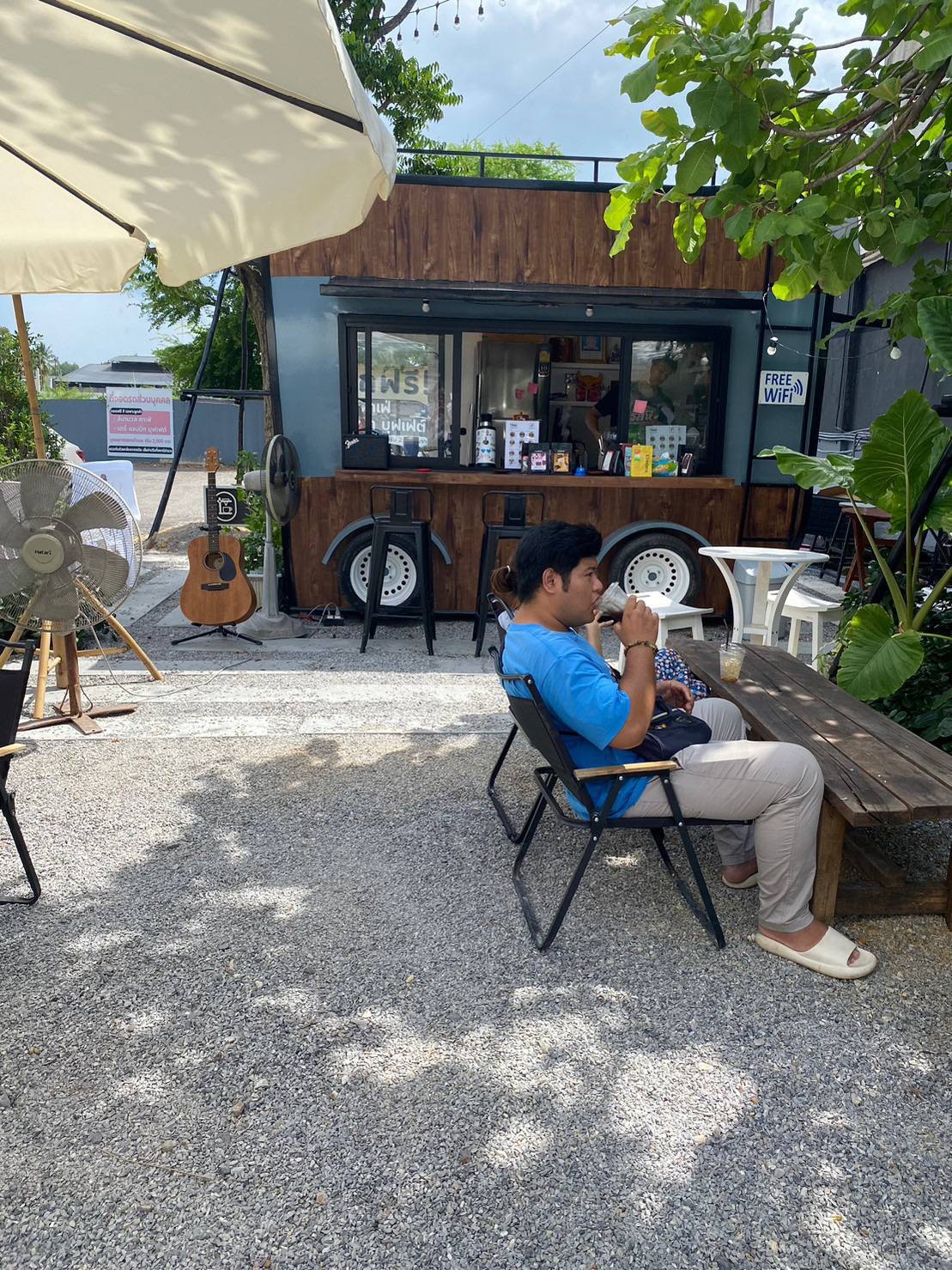 รูป รู้งี้ Slow bar cafe กังสดาล
