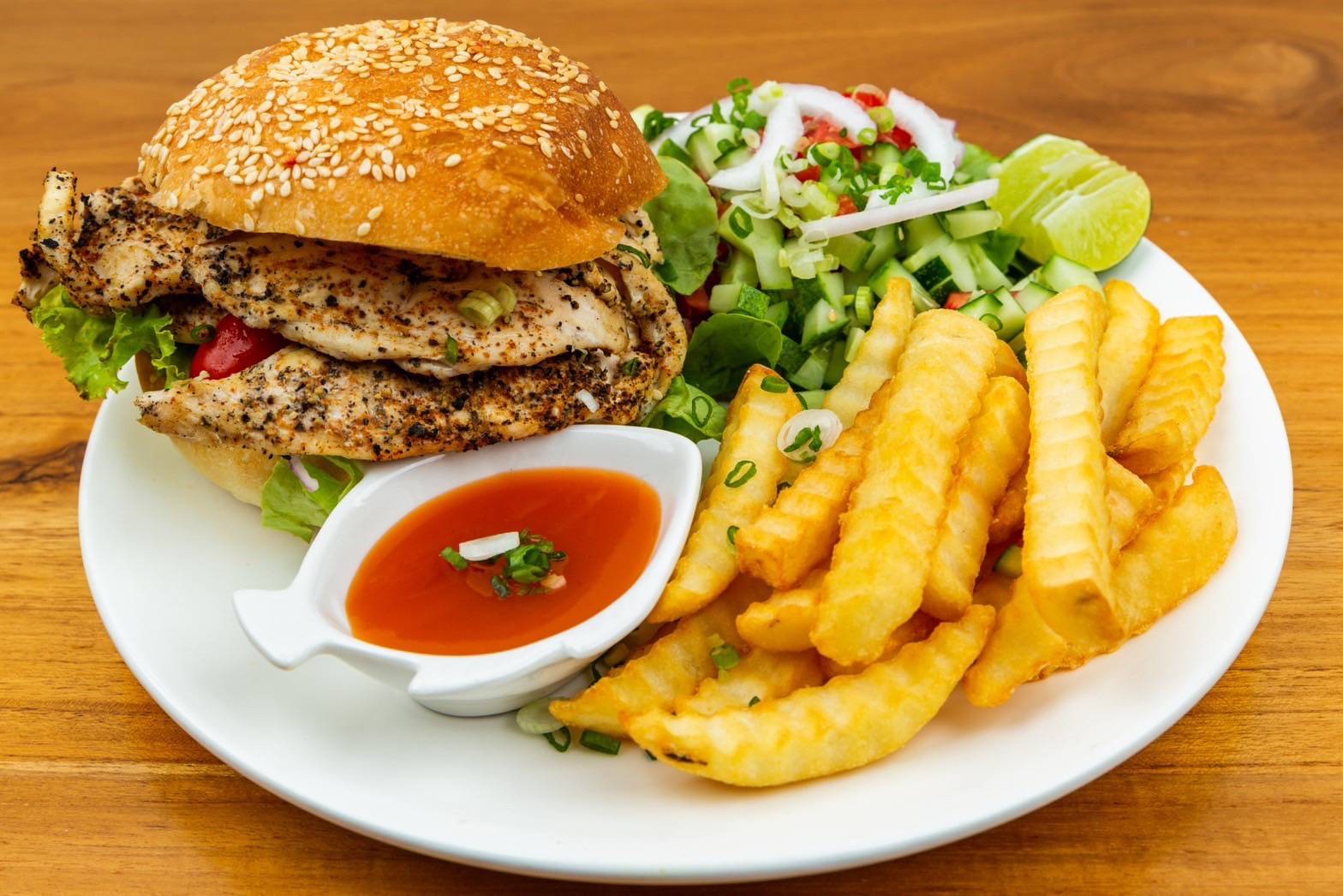รีวิว TOM GRILL ถนนข้าวสาร - Good place good staff nice flavor