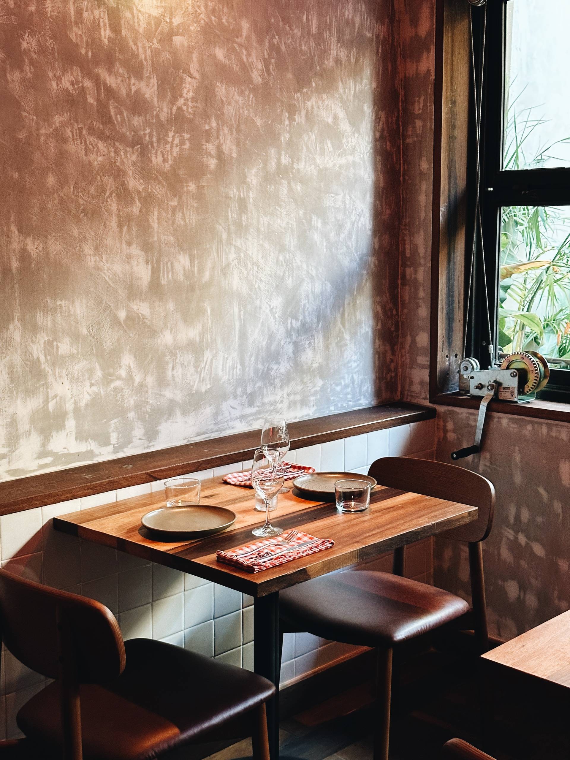 ร้าน Mod Kaew Wine Bar กรุงเทพมหานคร | รีวิวร้านอาหาร