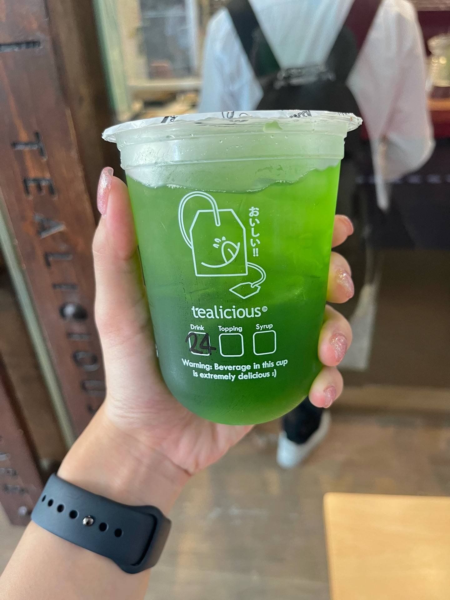 รีวิว Tealicious ตึกมหามกุฎ จุฬาฯ - Tealicious 🍵🍏 ร้านเครื่อมดื่มใต้📌 ...
