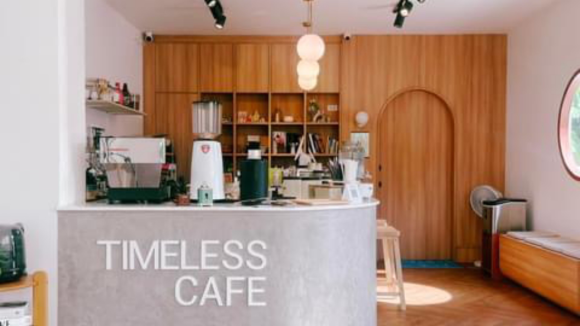 ร้าน TIMELESS CAFE BKK สะพานใหม่ | รีวิวร้านอาหาร