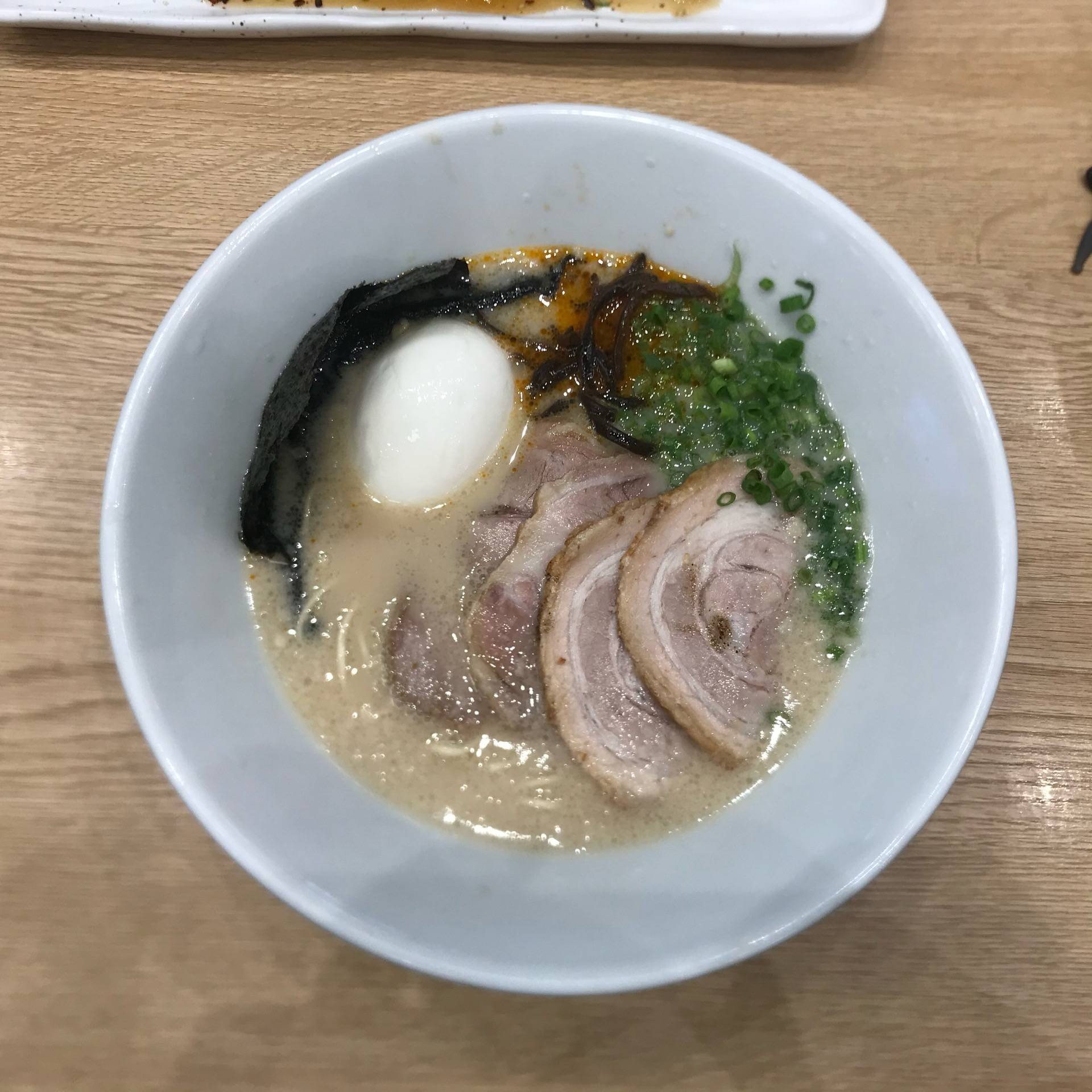 รีวิว Ramen Ippudo Central Ladprao - ราเมนซุปเข้ม สะใจคนรักทงคตสึ