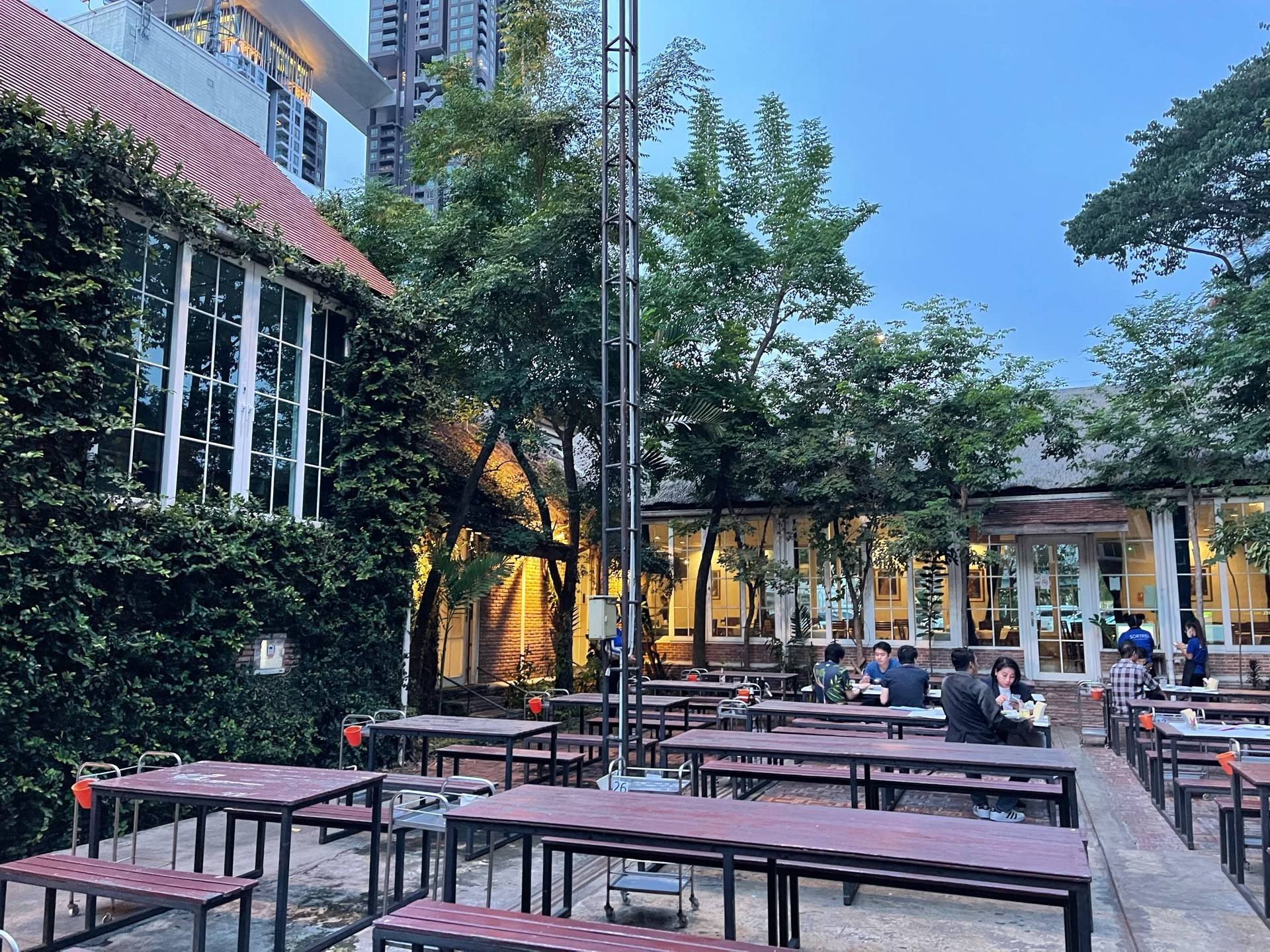 รูป SORTREL’s Cottage