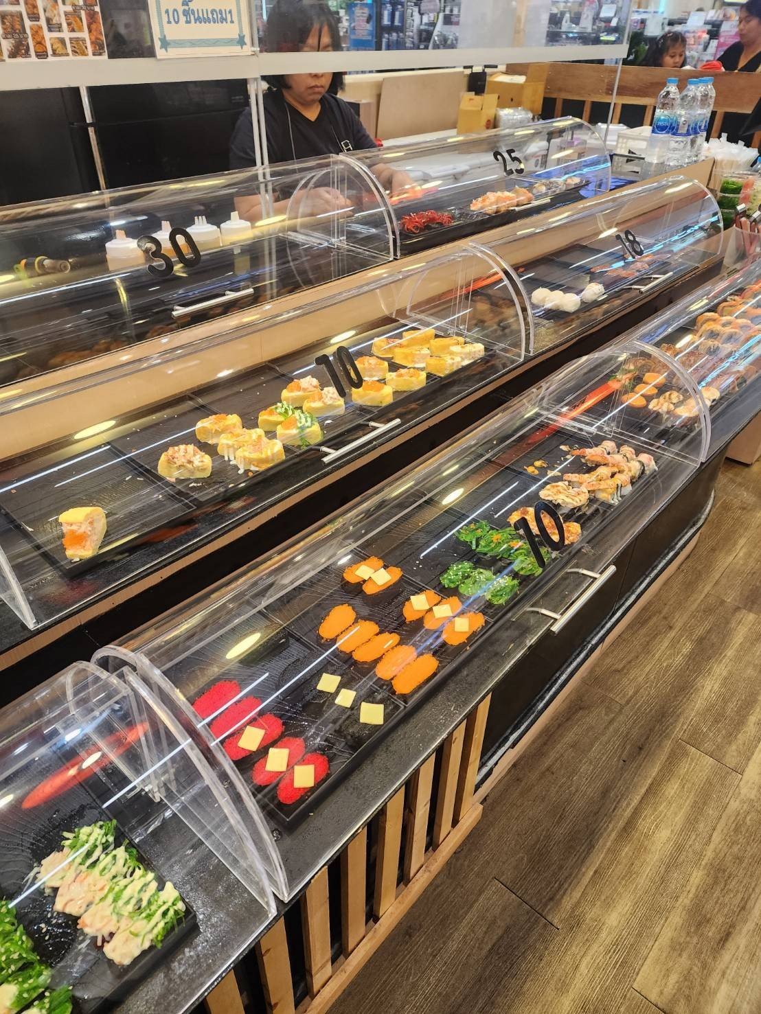 รูป Shushi โรบินสันลาดกระบัง