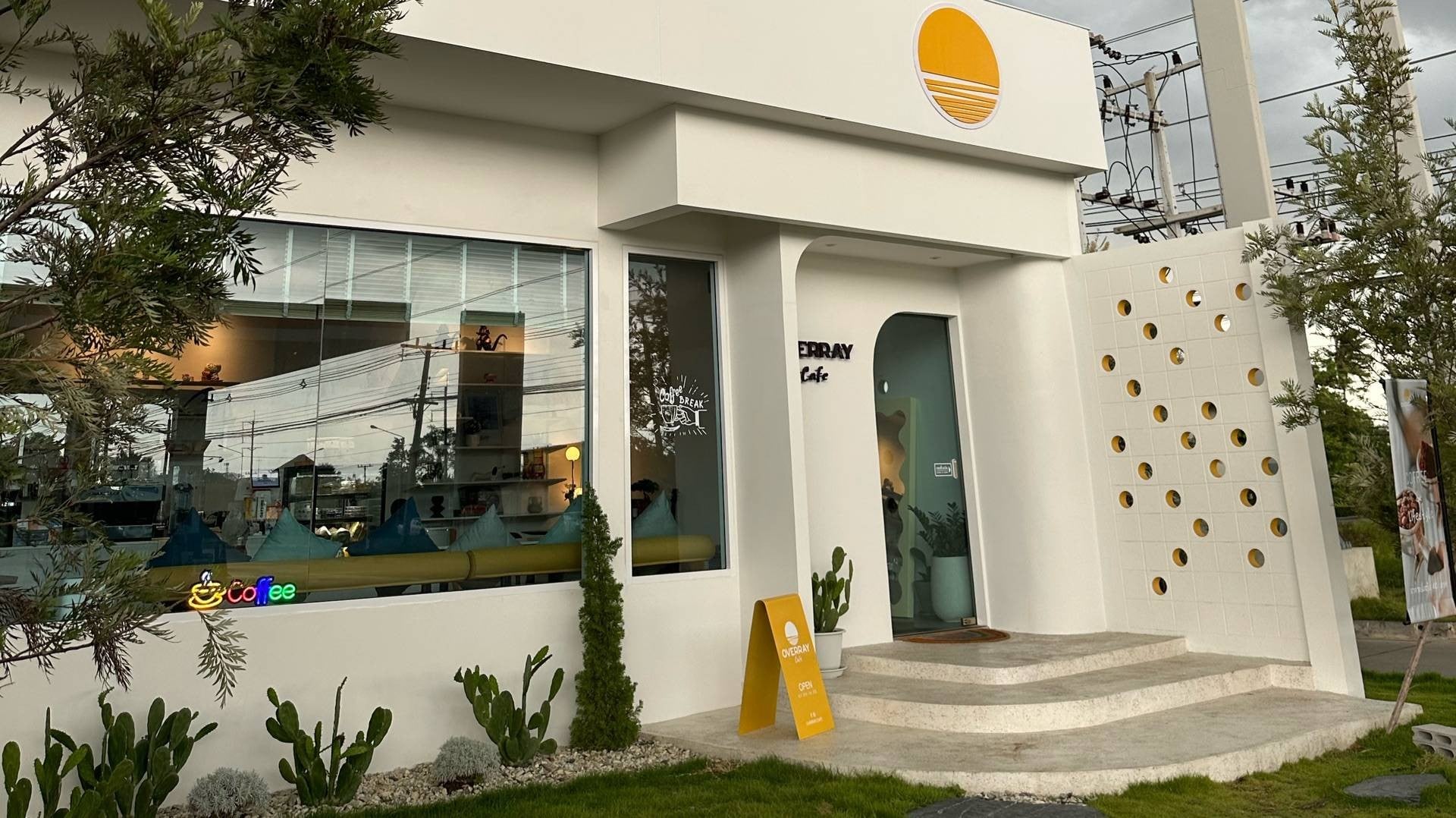 Overray cafe Ban Sing - สั่งอาหารเดลิเวอรี | Wongnai x LINE MAN