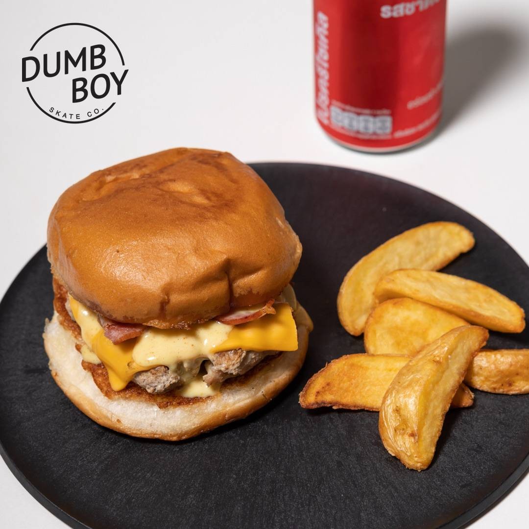 ร้าน DUMB BURGER Asoke - Din Deang | รีวิวร้านอาหาร