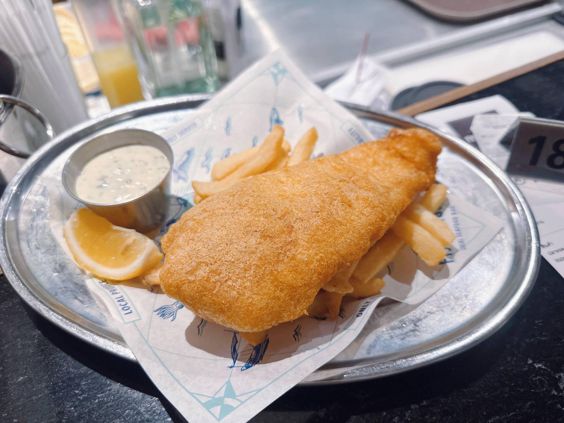 รีวิว Fishmonger Ari อารีย์ - ฟิชแอนด์ชิพปลาไทยใจกลางอารีย์