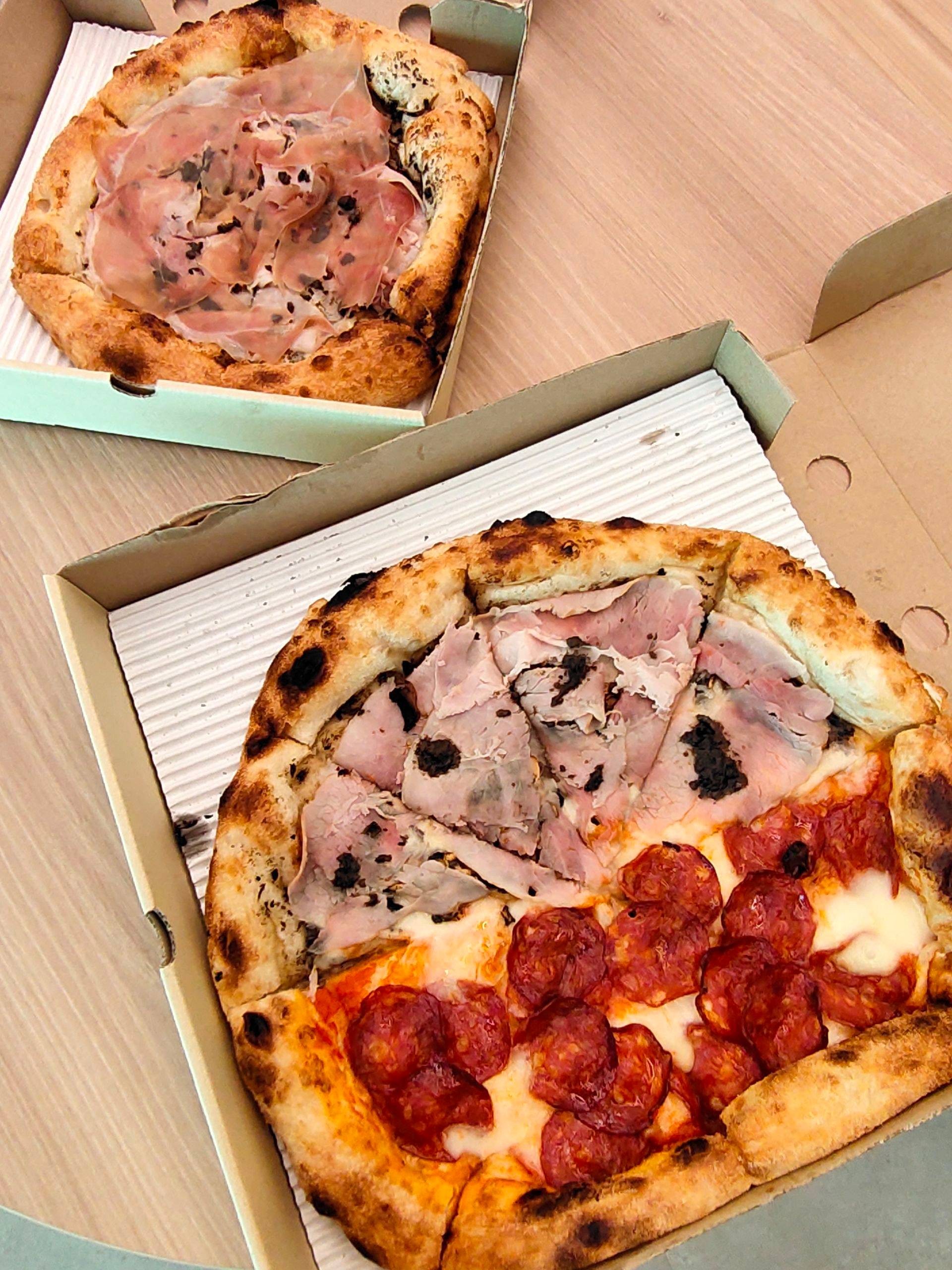 รีวิว Ronin pizza เดริเวอร์รี่ ลาดพร้าว 18 - พิซซ่าอร่อยทุกหน้าเลย