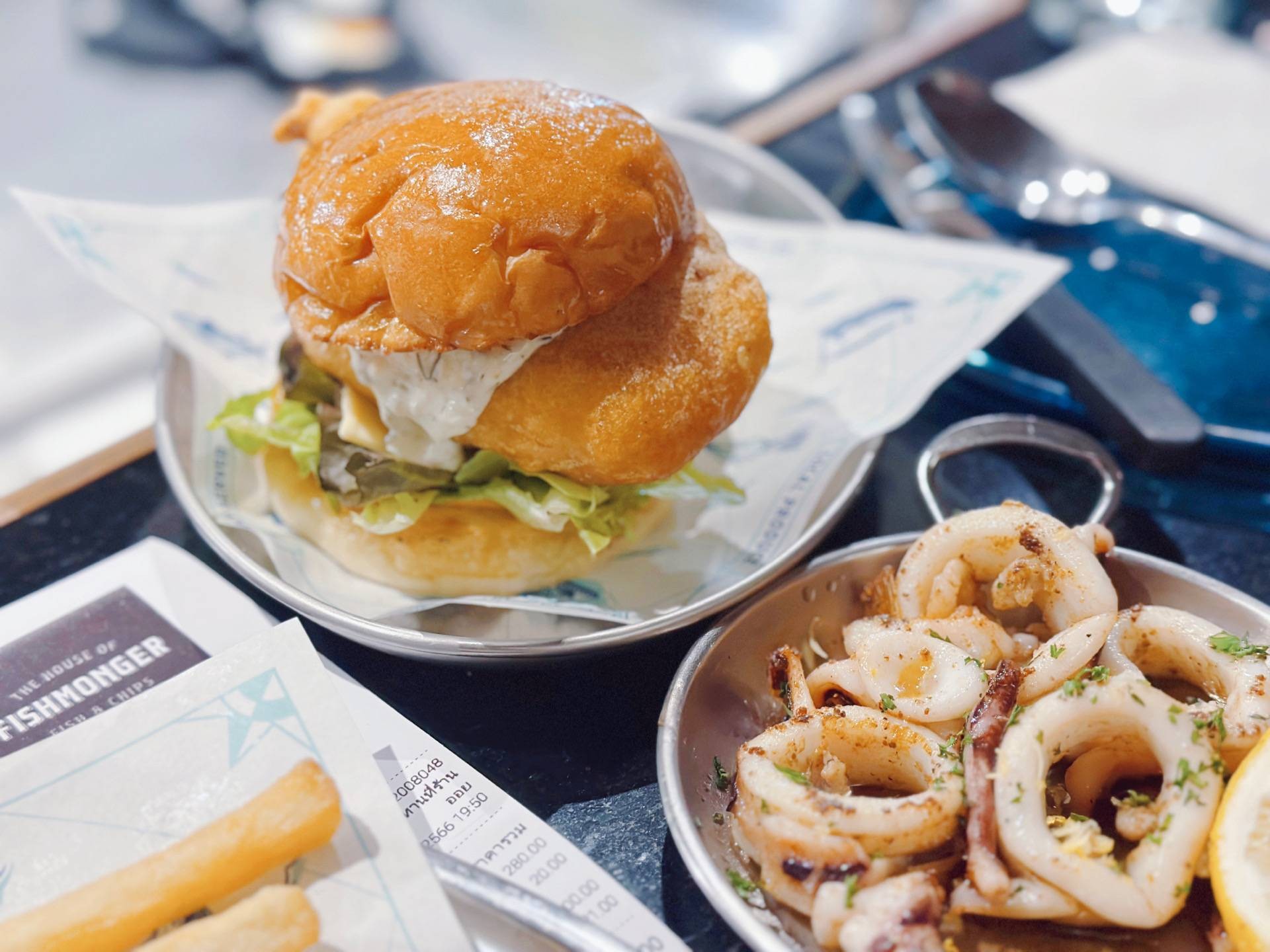 รูป Fishmonger Ari อารีย์