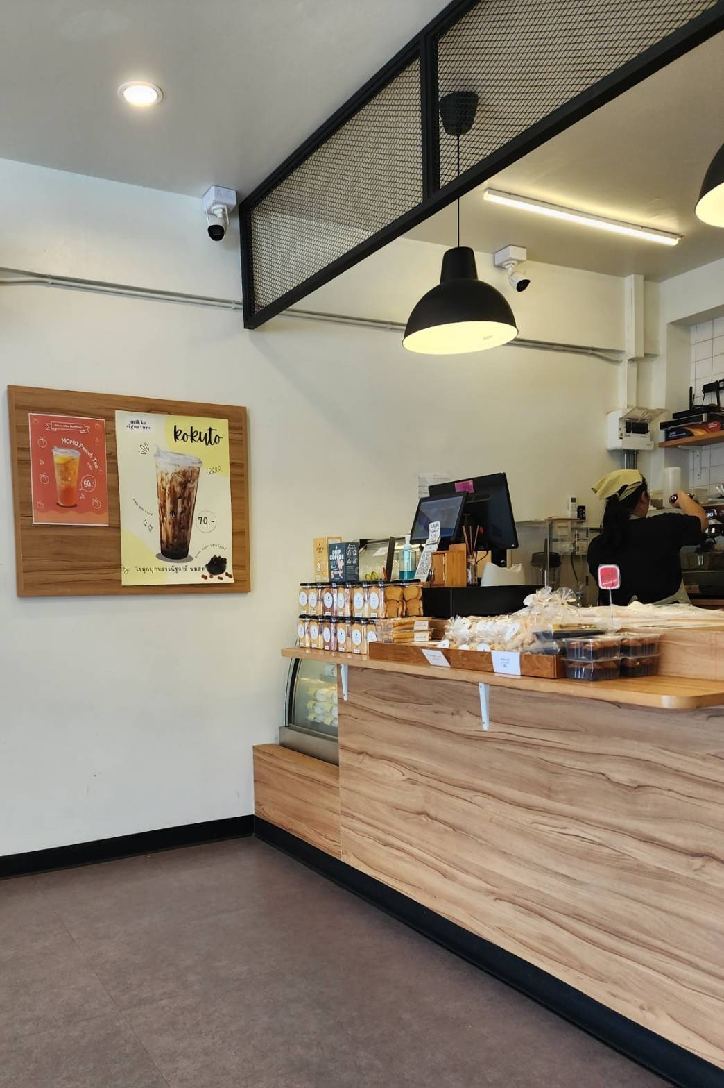 รีวิว Mikka Cafe & Bakery จุดพักมอเตอร์เวย์ขาออก จุดพักมอเตอร์เวย์ขาออก