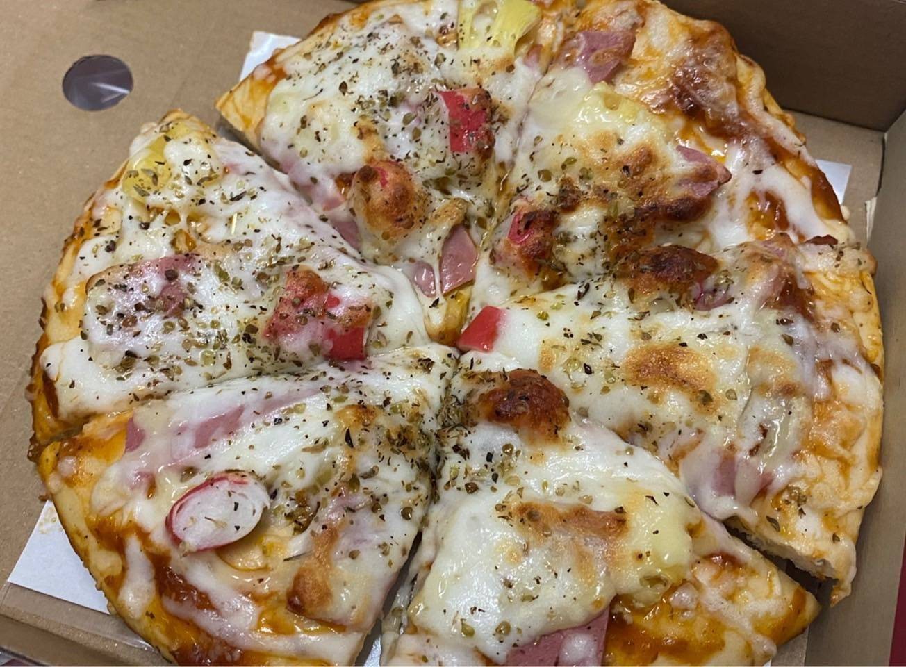 รีวิว Pizza Siwa พิซซ่าศิวะ สมุทรปราการ - พิซซ่าอร่อยมากค่ะ ซื้อซ้ำแน่นอน