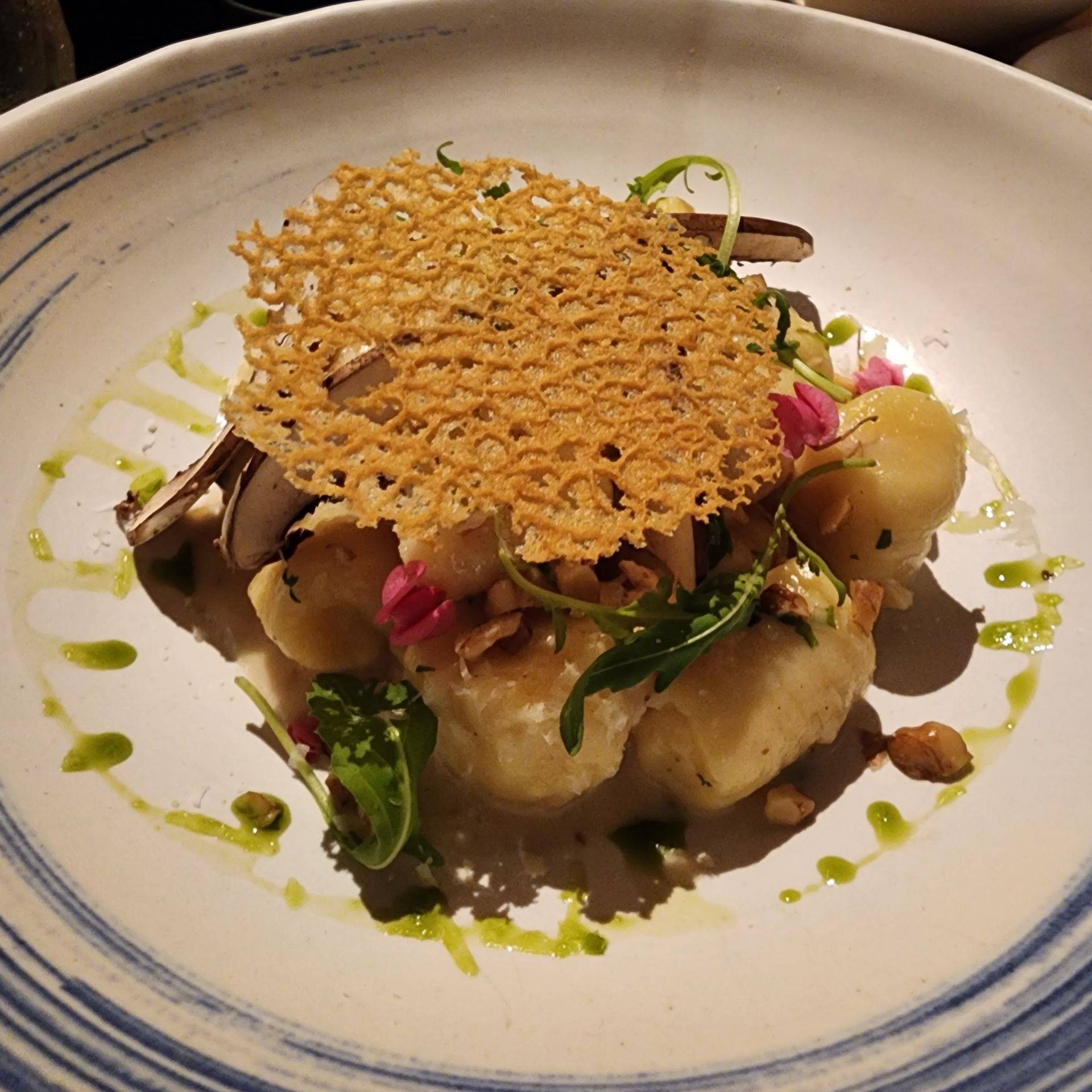 Gnocchi Funghi • ยอกกี้กำลังดี ร้าน Seasons 27