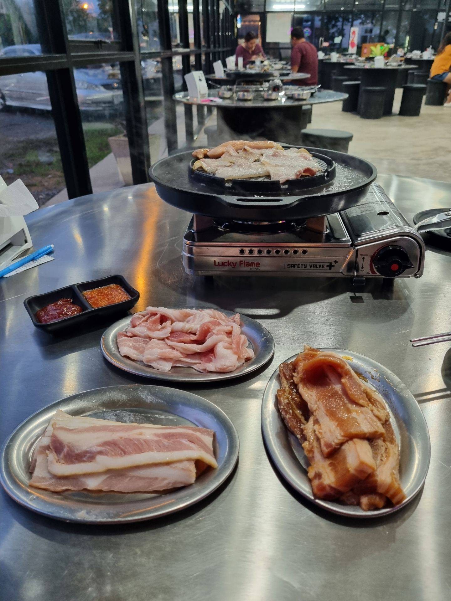 รีวิว สามชั้น Korean Bbq - คุ้มมาก กับราคา 259 บาท (เซ็ทหมู) ราคา net แล้ว หมูสามชั้นเกาหลี ...