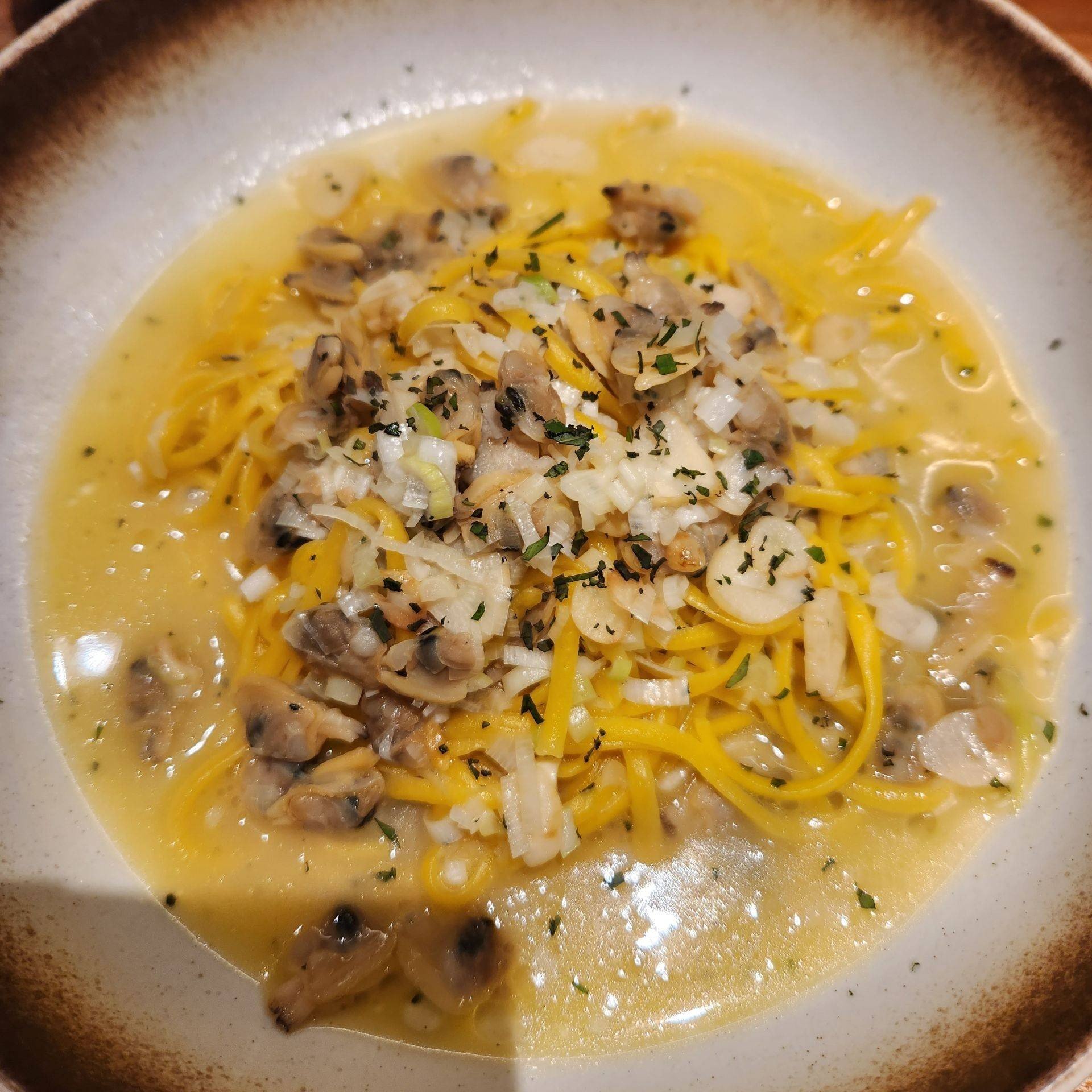 รีวิว Matsu Centralworld - ร้านพาสต้าเส้นสดน้องใหม่ในเครือ Tsuru