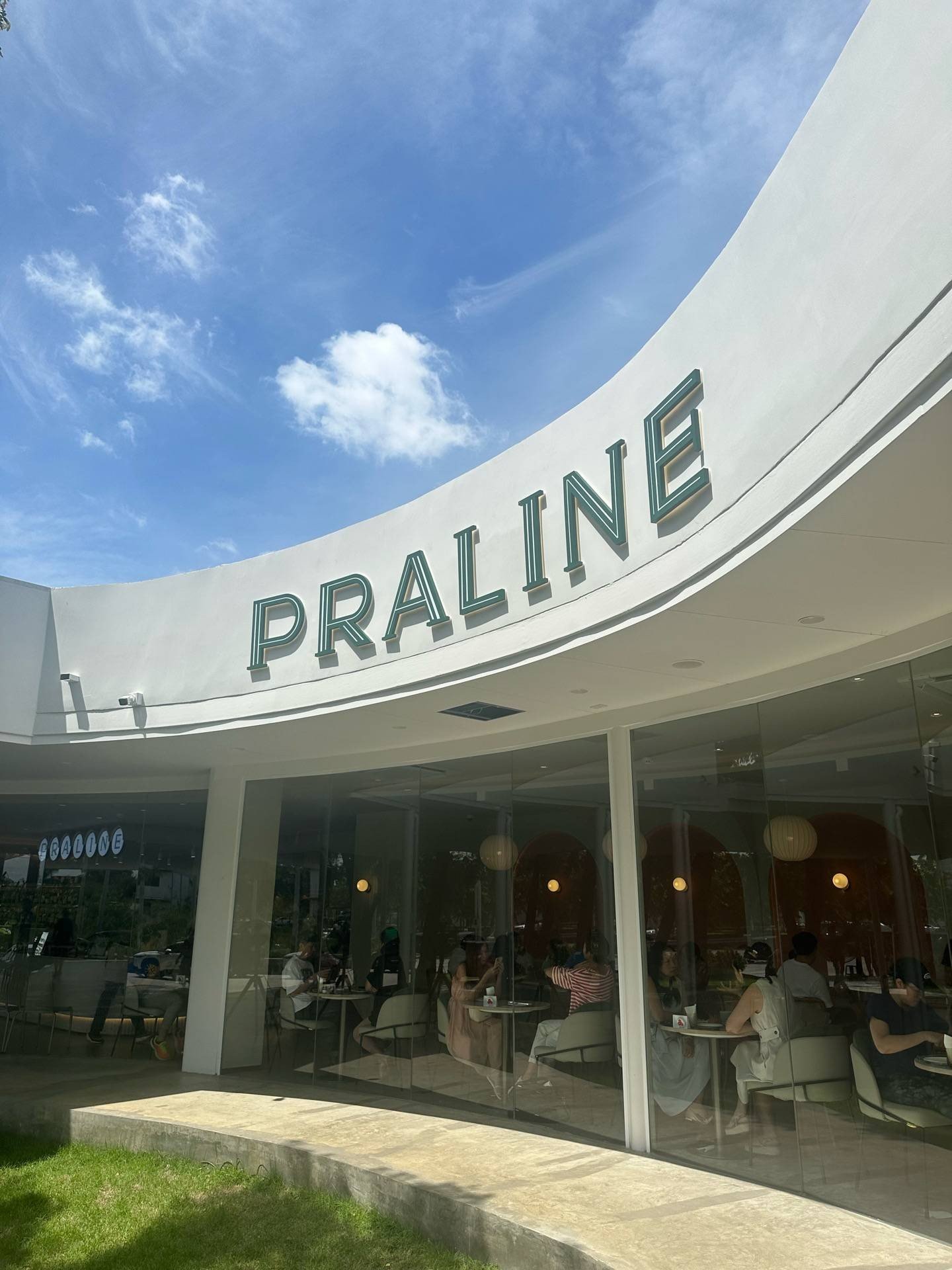 รีวิว Praline Dining Room (Ratchapruke) - คาเฟ่ Brunch ราคาแรงมาก แต่อร่อยย