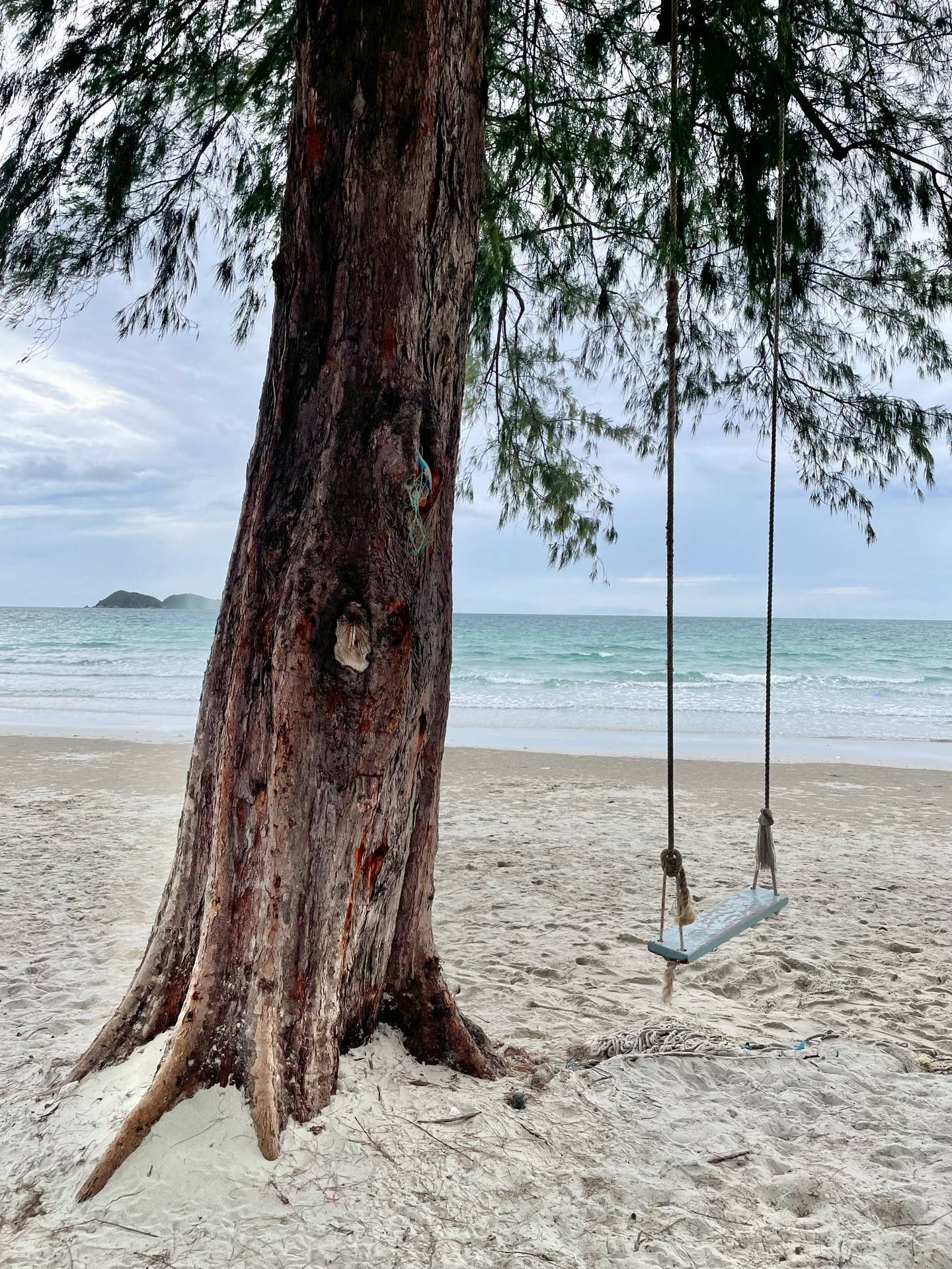 รูป หาดน้ำใส