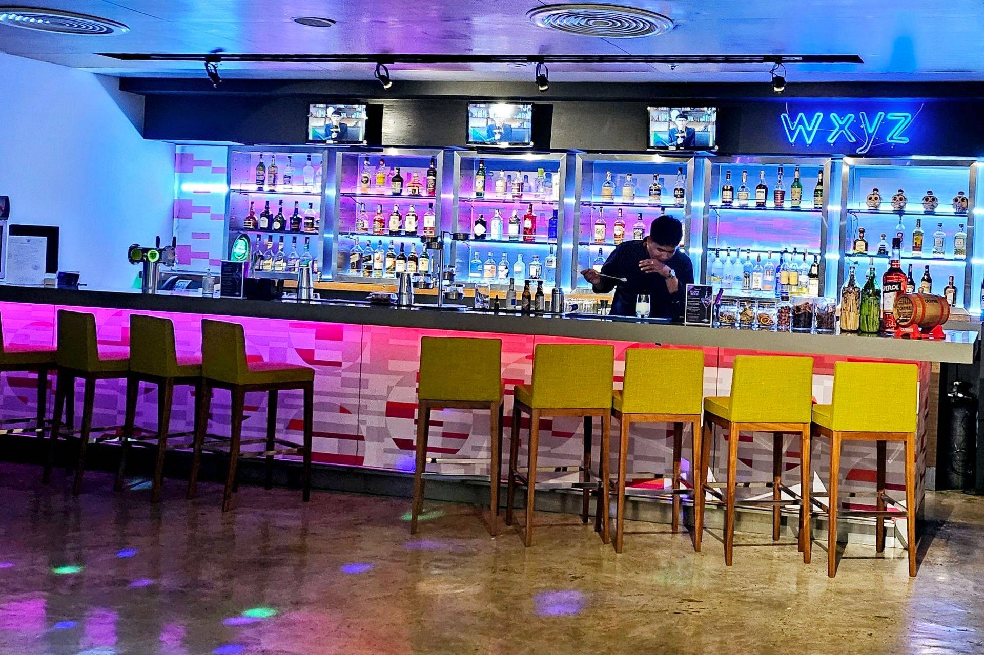 รีวิว w xyz bar โรงแรม อลอฟท์ - Chill in the evening