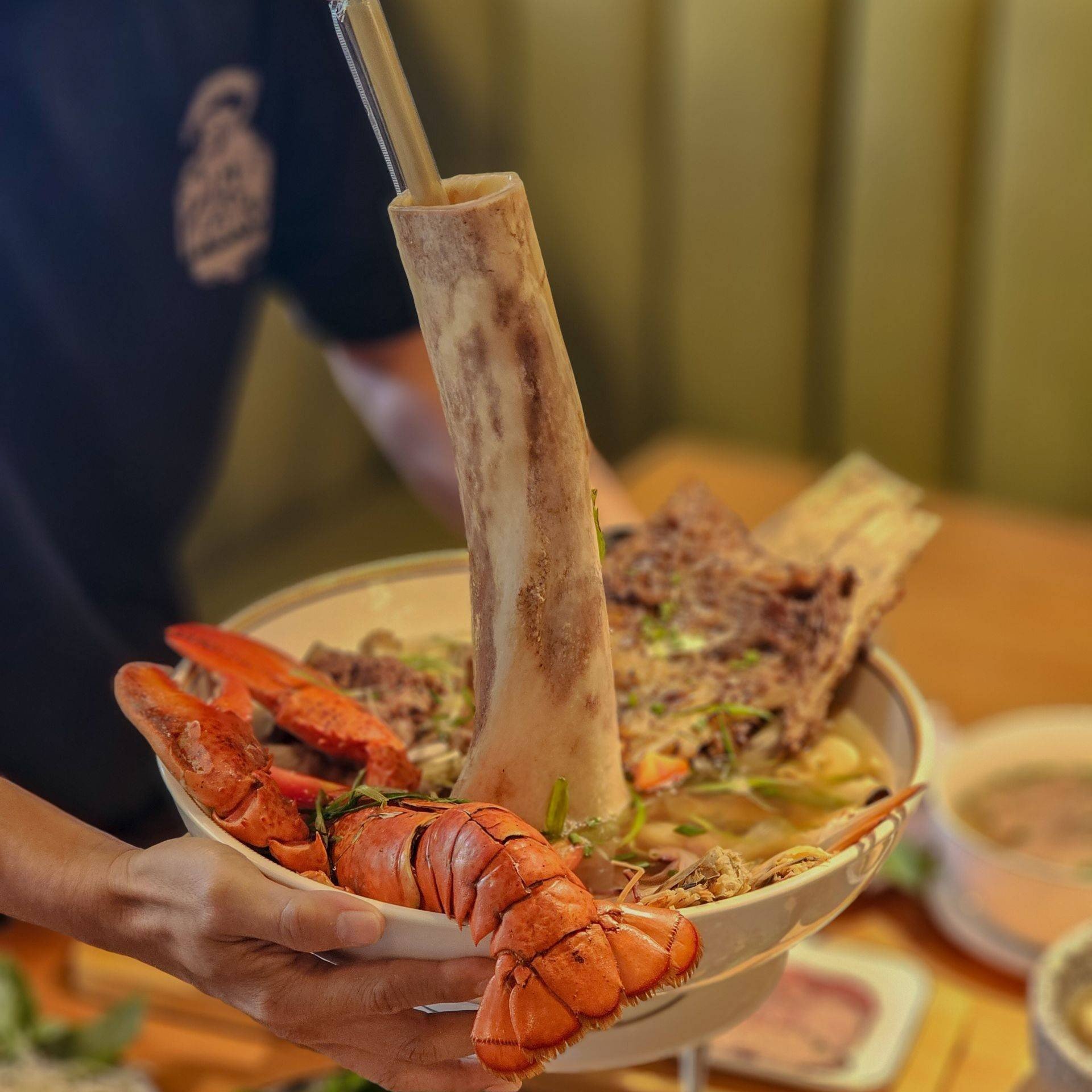 รีวิว เฝอ โฮโน Pho Hono คริสตัลปาร์ค เรียบด่วนเอกมัย-รามอินทรา - เป็นเฝอเวียดนามที่อลังการสุด