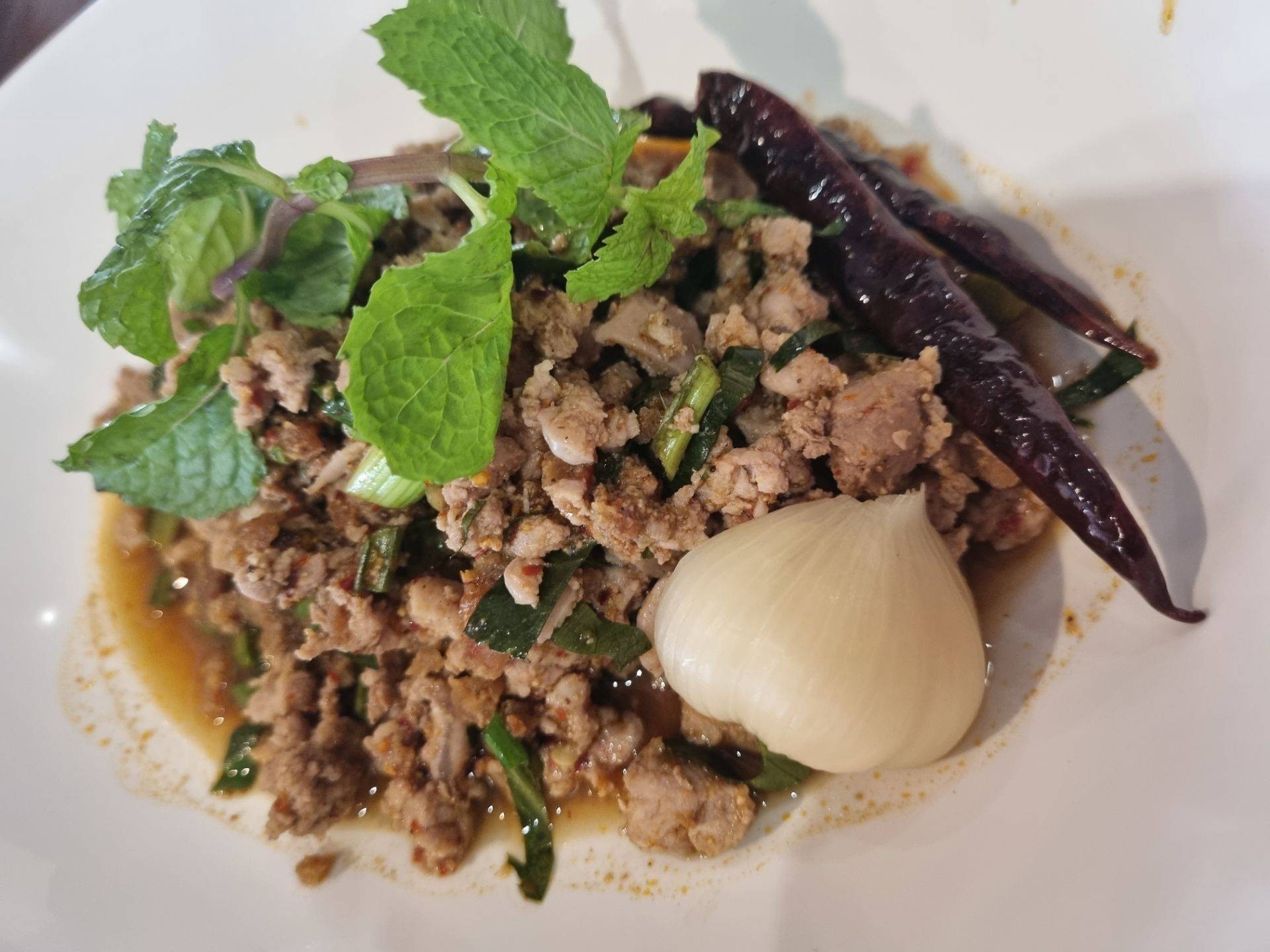 รูป ครกไม้ไทยลาว ลาดปลาเค้า