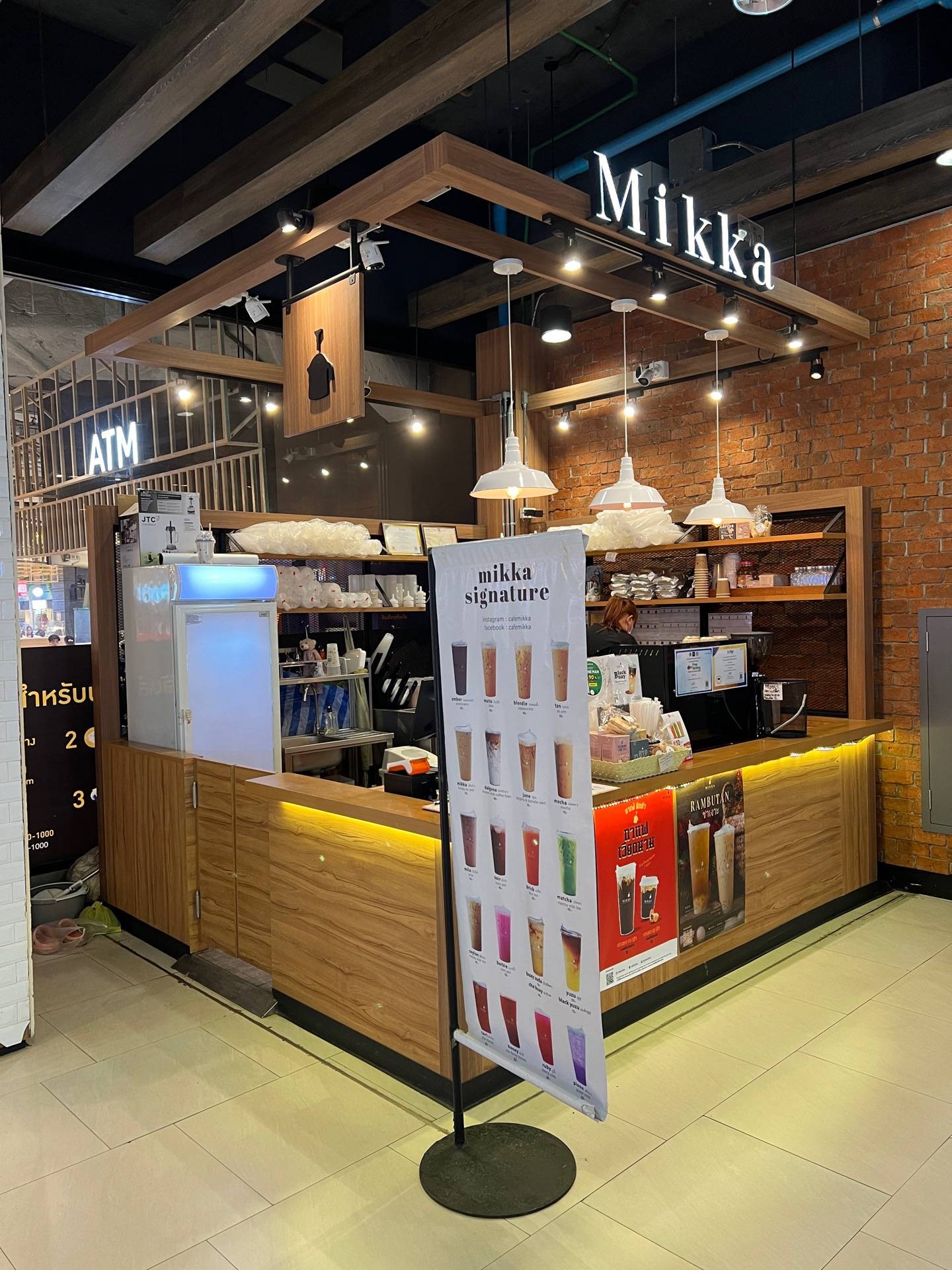 รีวิว Mikka Café & Bakery ชั้นB หน้าTops ฝั่งโรบินสัน - หนีไปครับ สาขานี้