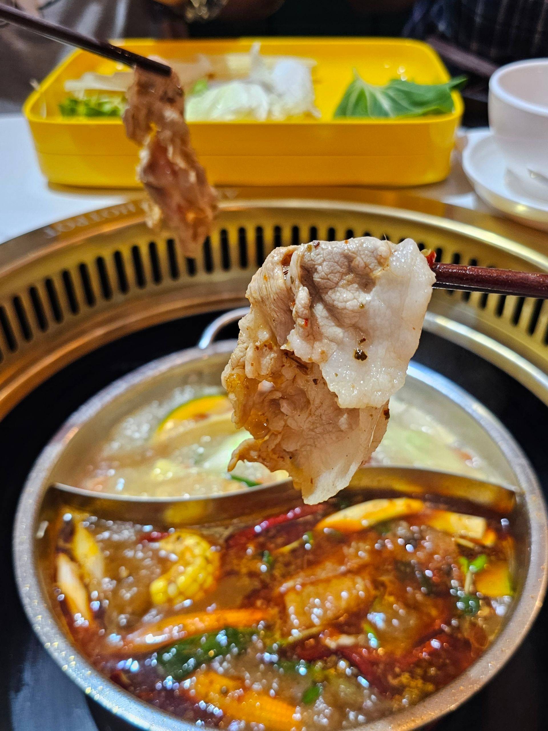 รูป Ang Pao Hot Pot