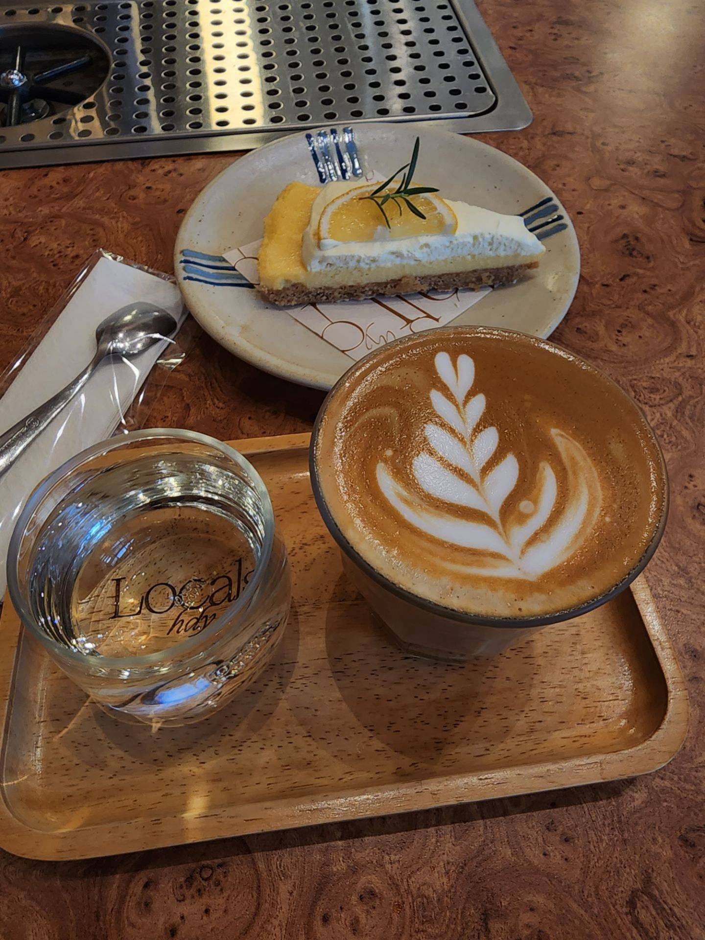 รีวิว Locals.hdy (Café&Restaurant) - - กาแฟสำหรับคอกาแฟจริงๆ เลิฟฟฟฟฟ!