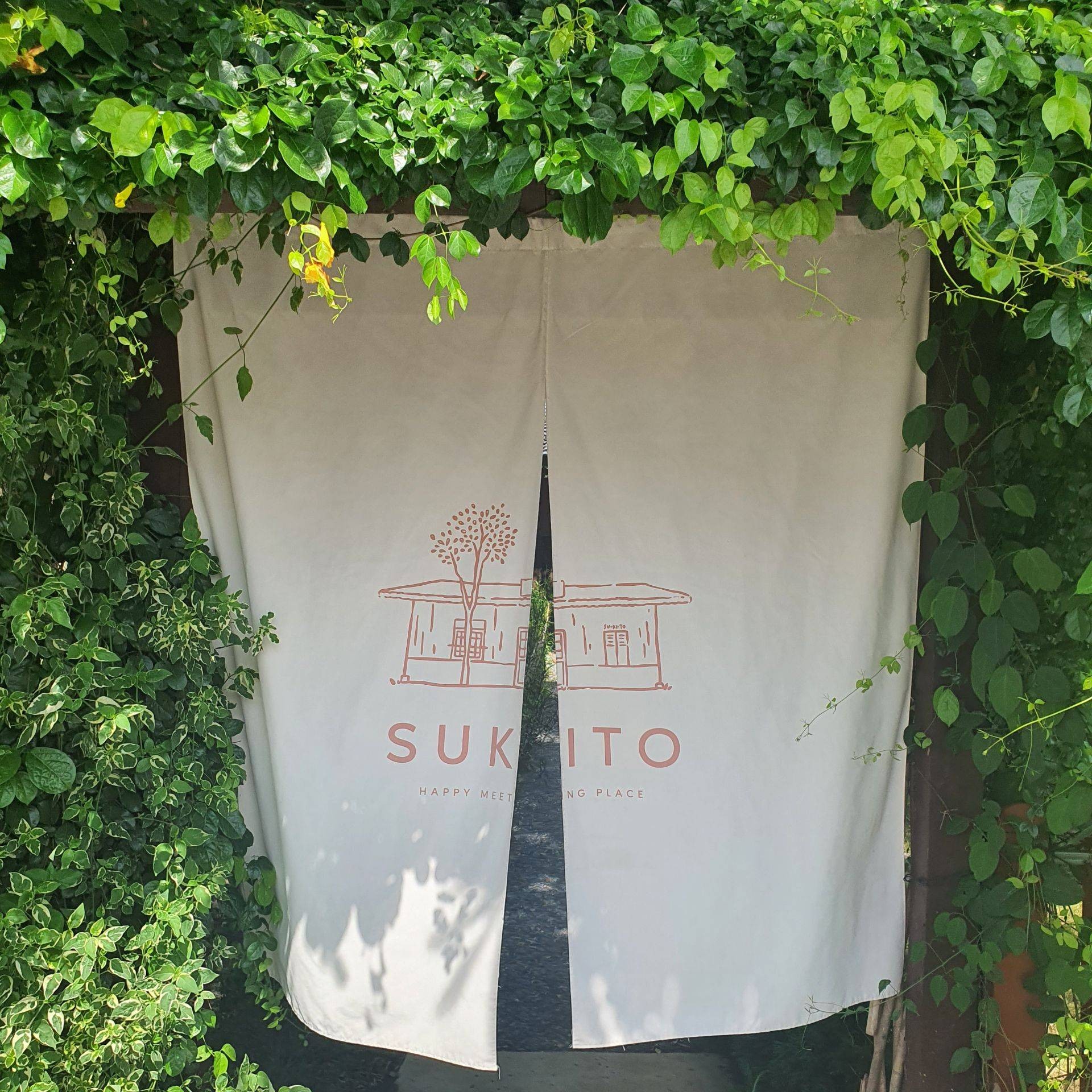 รีวิว Sukito - สถานที่สวยงาม ถ่ายรูปสวยทุกมุมเลย เราไปทานเครื่องดื่ม ทำรสชาดดี กาแฟดี ห้องน้ำ ...