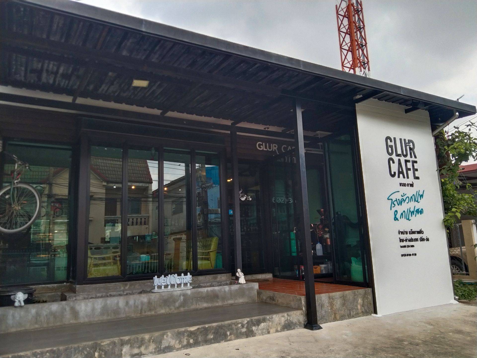 รีวิว Glur Cafe Rangsit - ร้านกาแฟสายพันธุ์หลากลาย บรรยากาศดี ราคาดีมาก