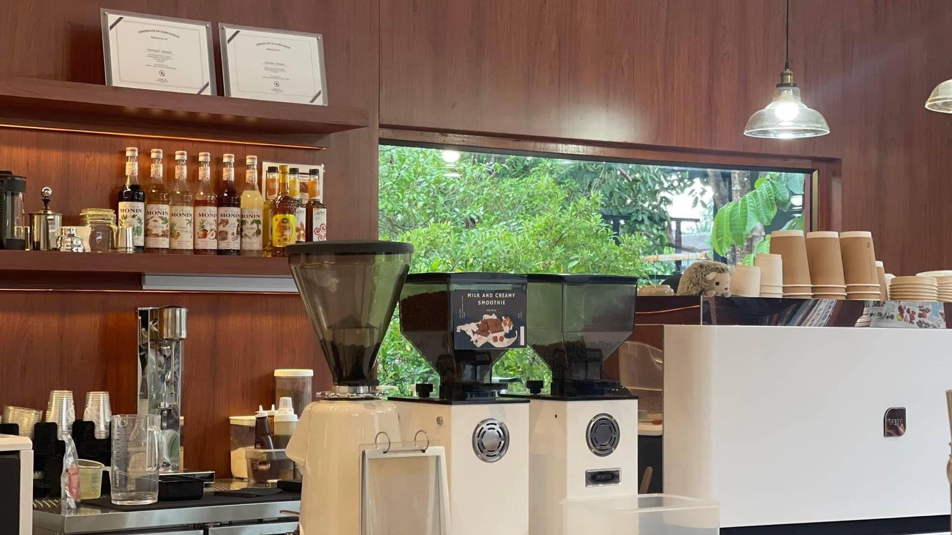 Ease.coffee&dessert สาขาแรก - สั่งอาหารเดลิเวอรี | Wongnai x LINE MAN