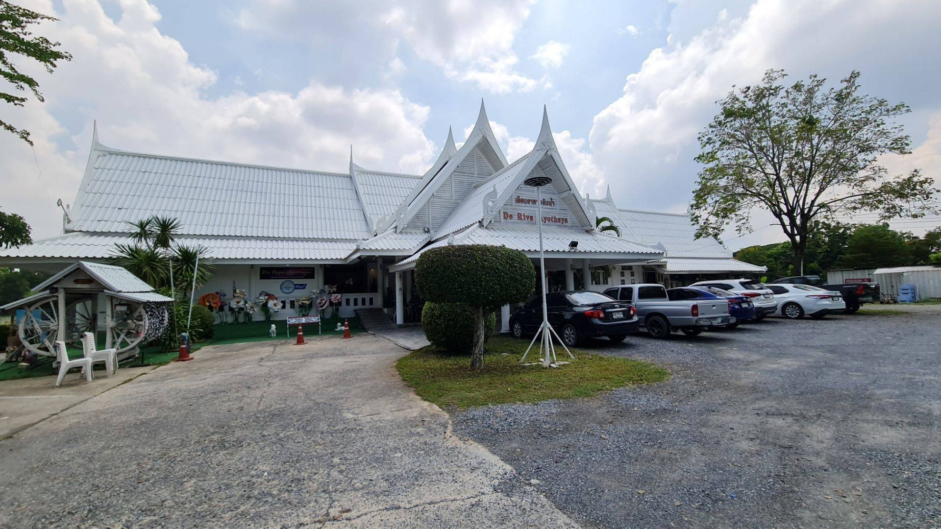 รีวิว De Riva Ayothaya - อาหารไทยริมน้ำ