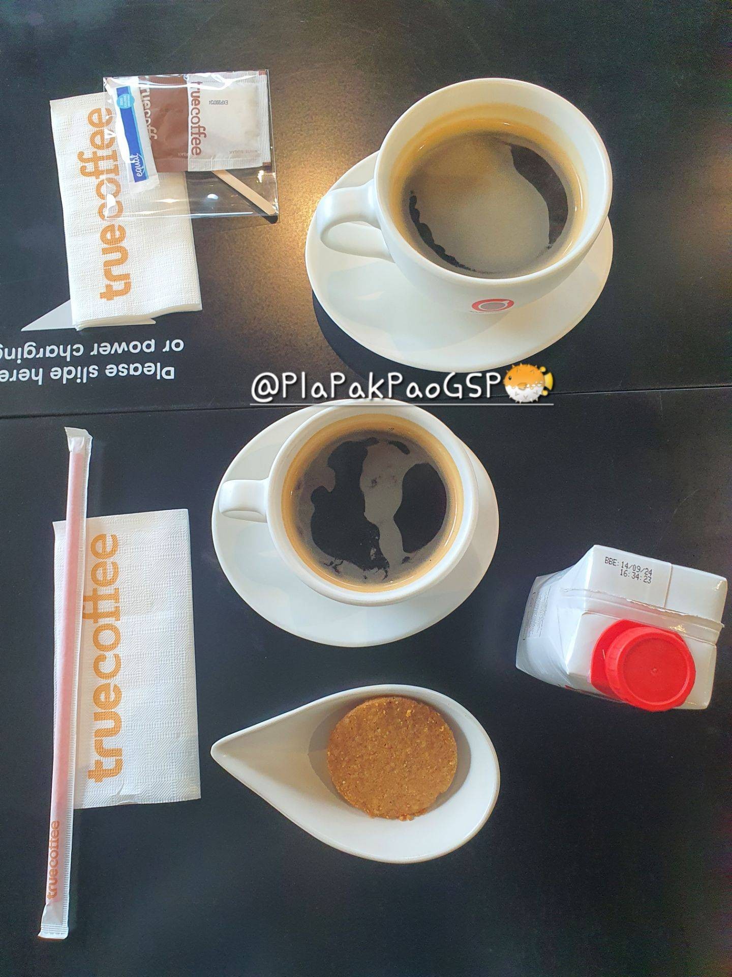 รีวิว True Sphere ICON Siam - ☕️🍪 วันฝนพรัม นั่งจิบกาแฟ อ่านหนังสือใน ...