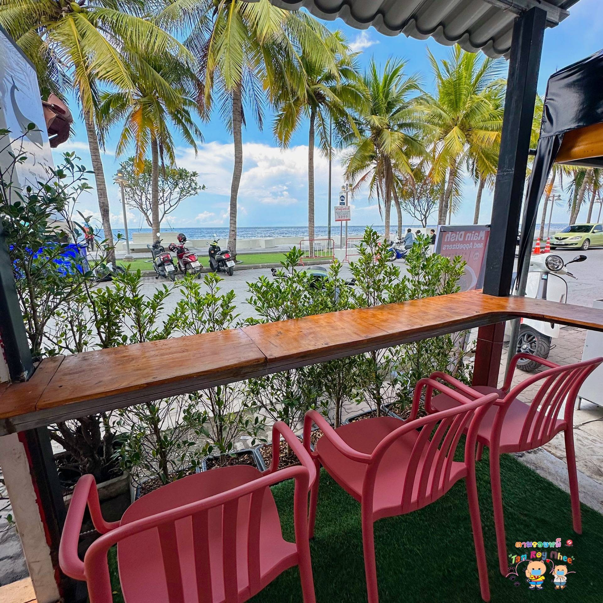 ร้าน Laboon Bangsaen | รีวิวร้านอาหาร