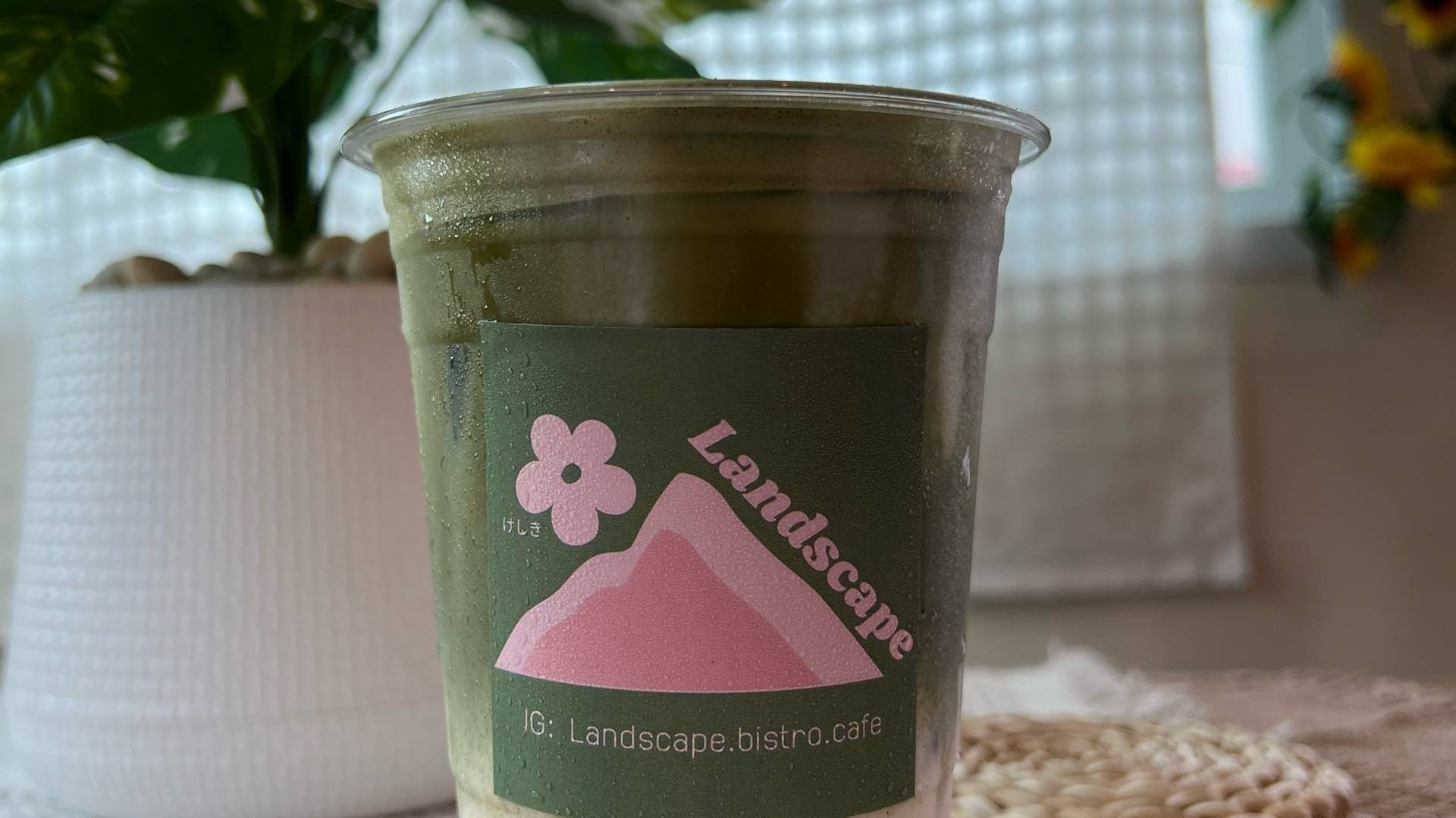 Landscape cafe | สั่งอาหารออนไลน์ล่วงหน้า รับที่ร้านผ่านแอป Wongnai | Wongnai x LINE MAN