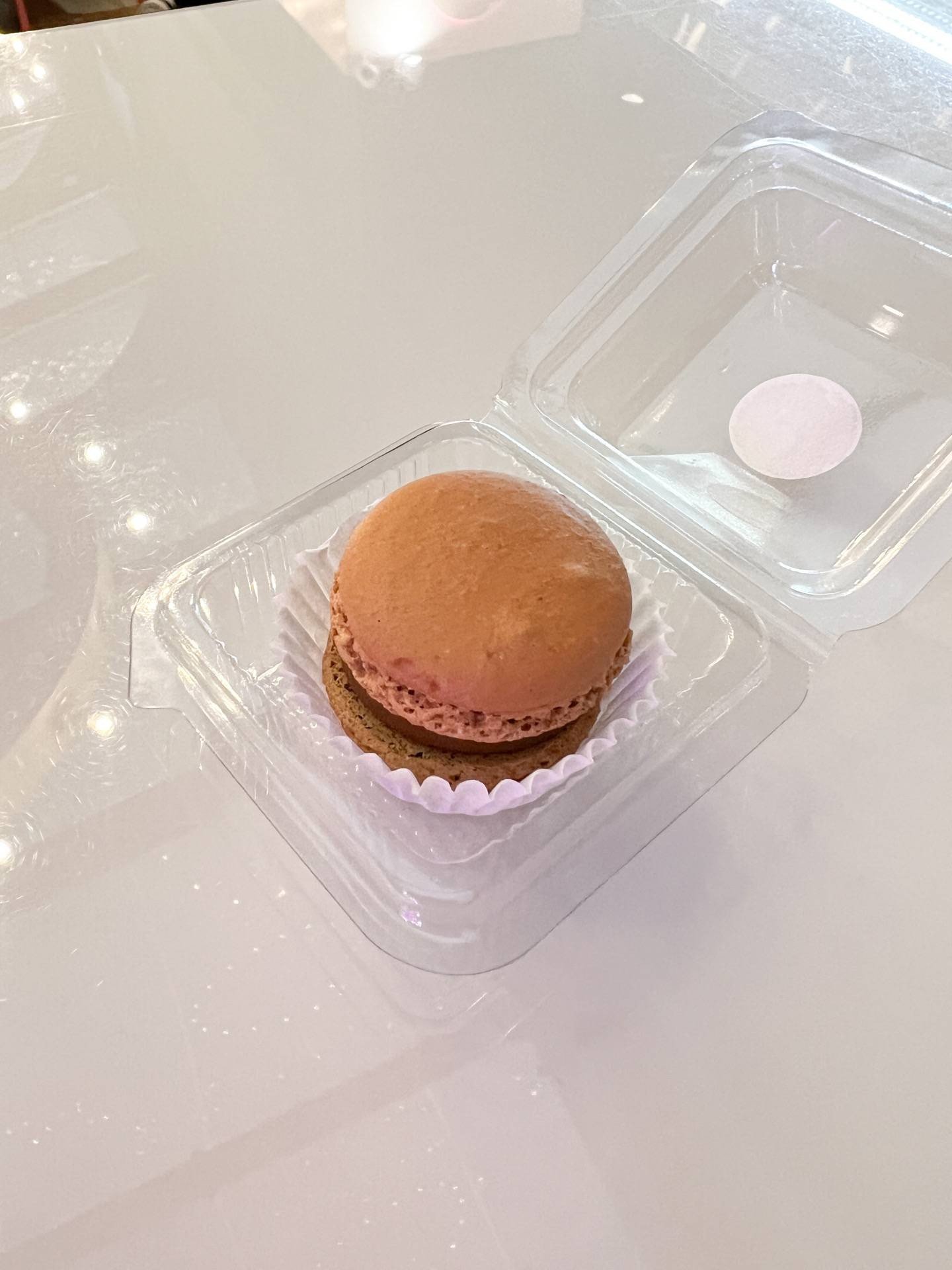 รีวิว Ronnies macaron @Siam Center Siam Center - Chocolate Fudge ...